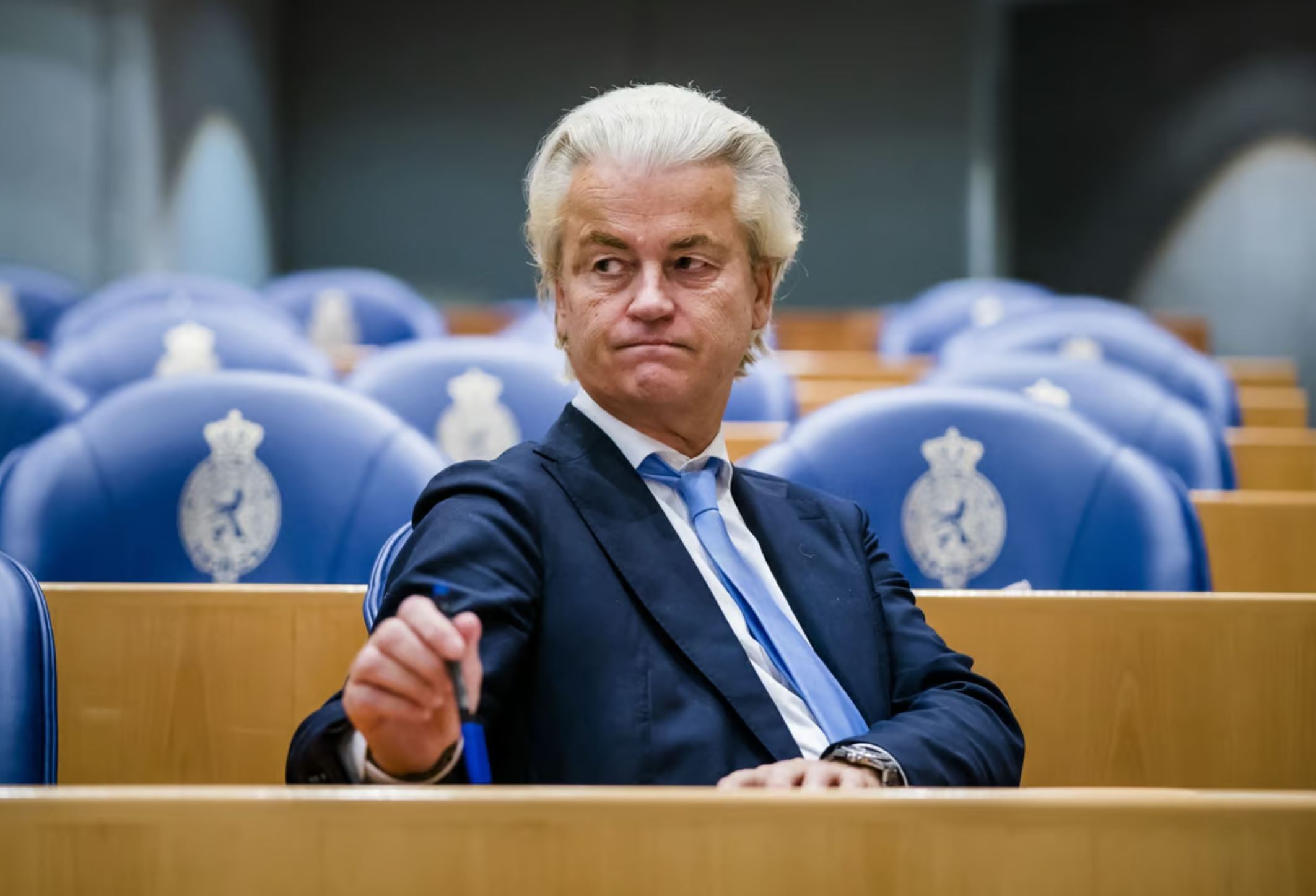 Anti-Islam lawmaker Geert Wilders unveils a 10-point plan to slash ...