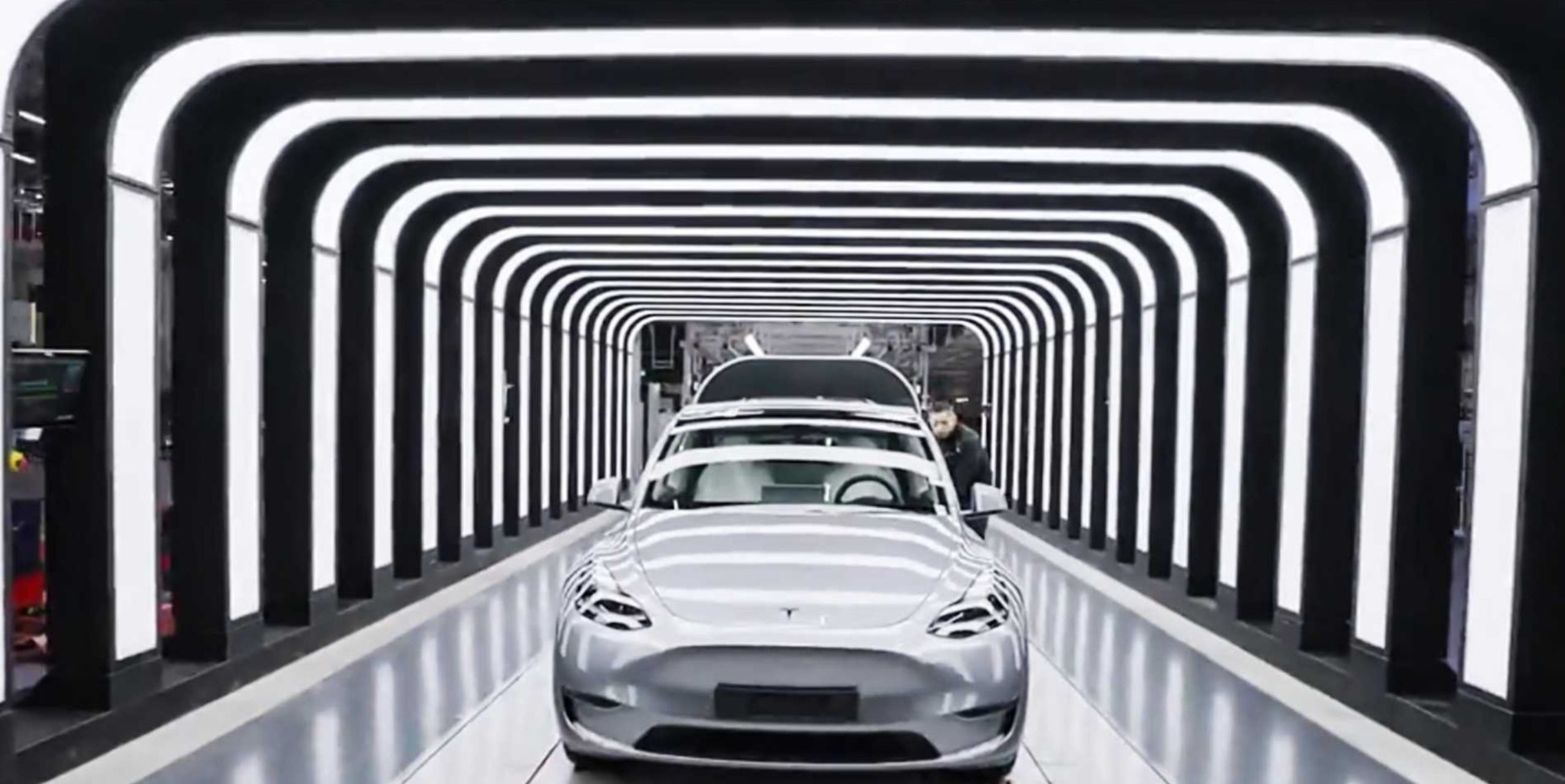 Many Americans still shying away from EVs despite Biden push, AP-NORC/EPIC poll finds – News.net