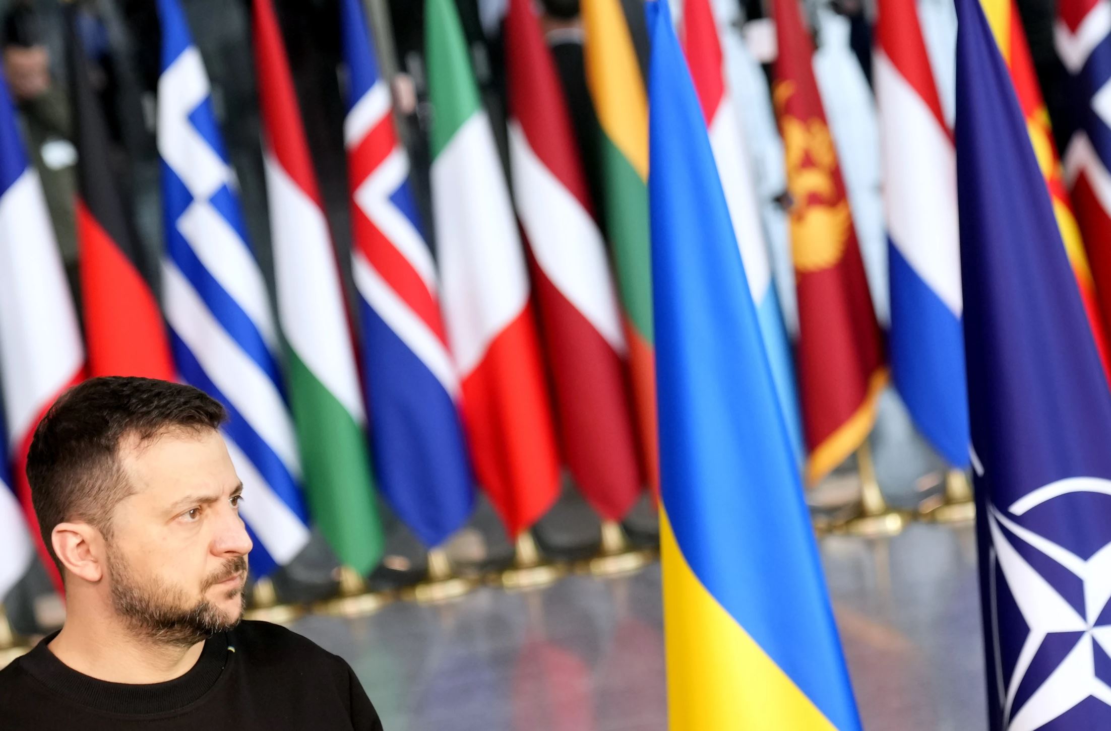 What is the NATO military alliance and how is it helping Ukraine ...