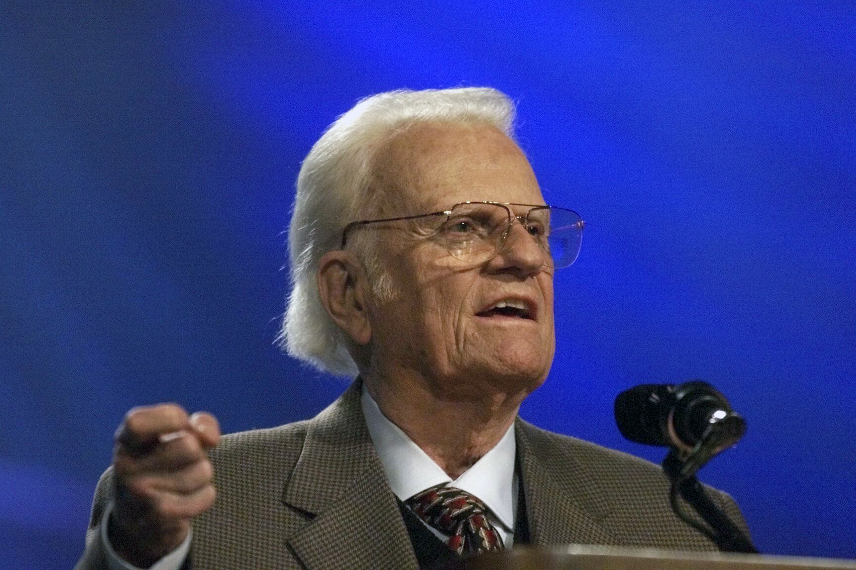 The Rev. Billy Graham is immortalized temporally with statue at US ...