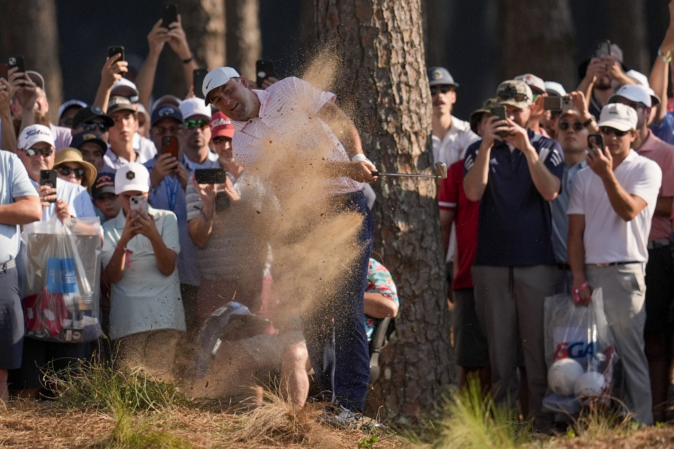 Scottie Scheffler opens U.S. Open with 71, leaving him in contention ...