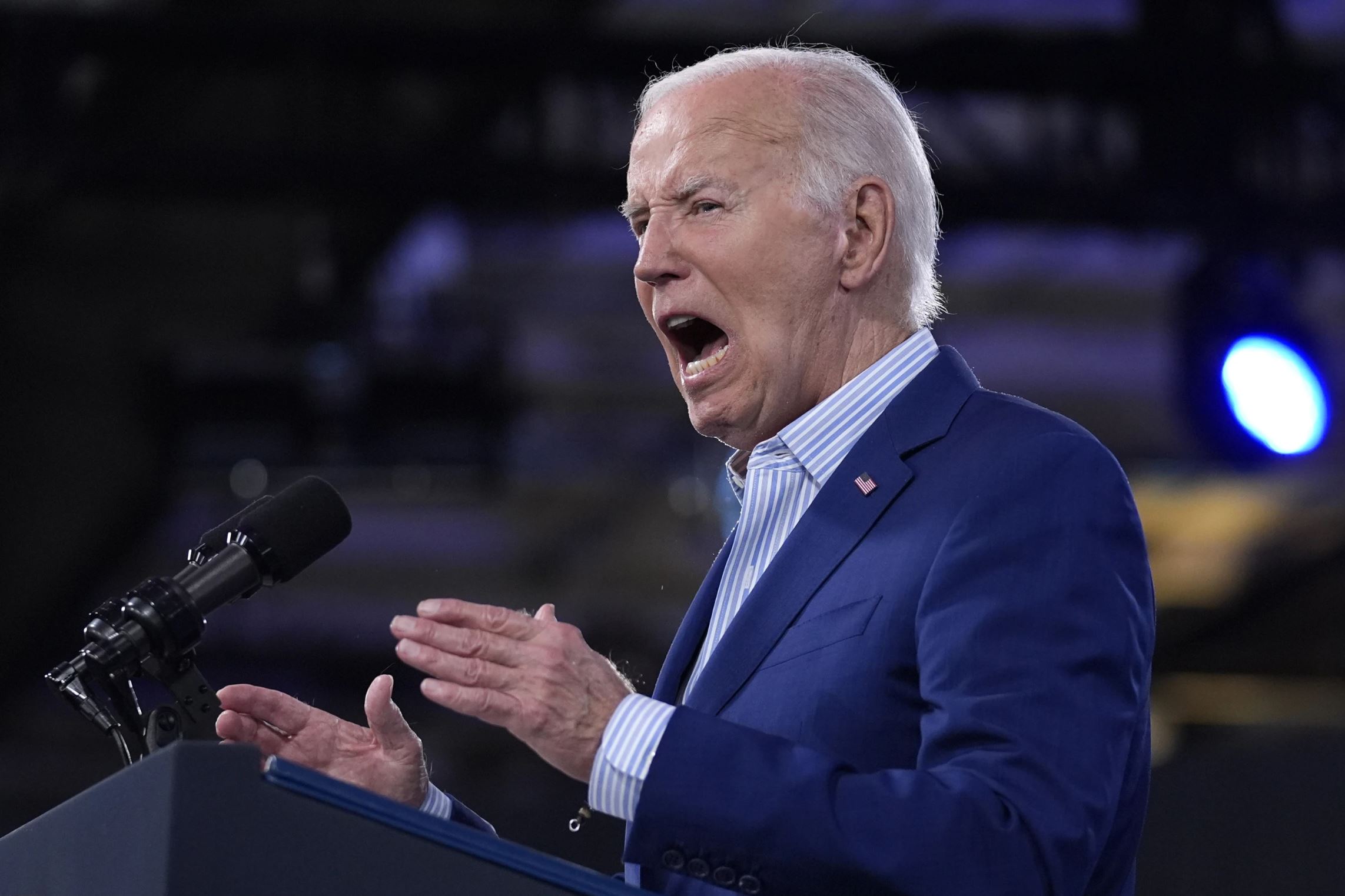 Biden plans to meet with Democratic governors and look to shore up ...