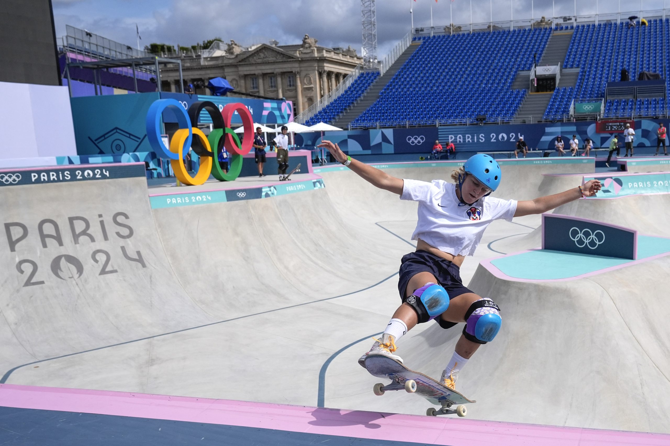Music and medals: U.S. skateboarder drops into Olympic bowl with an apt ...