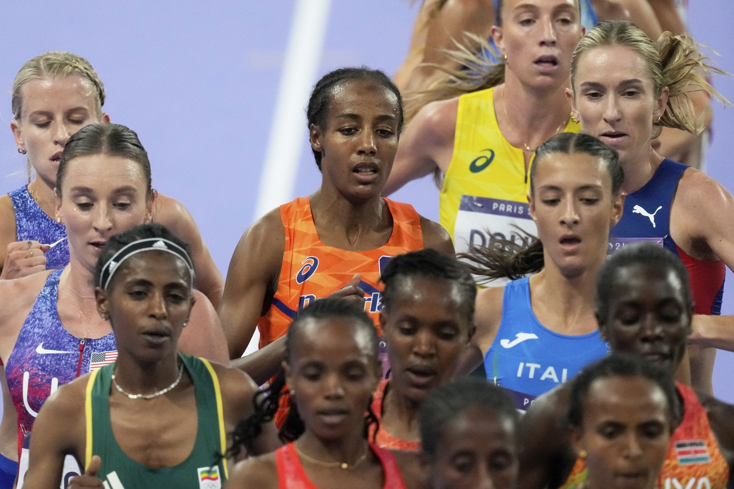 Hassan takes silver in the 5000, the first of her 3 Olympic distance ...