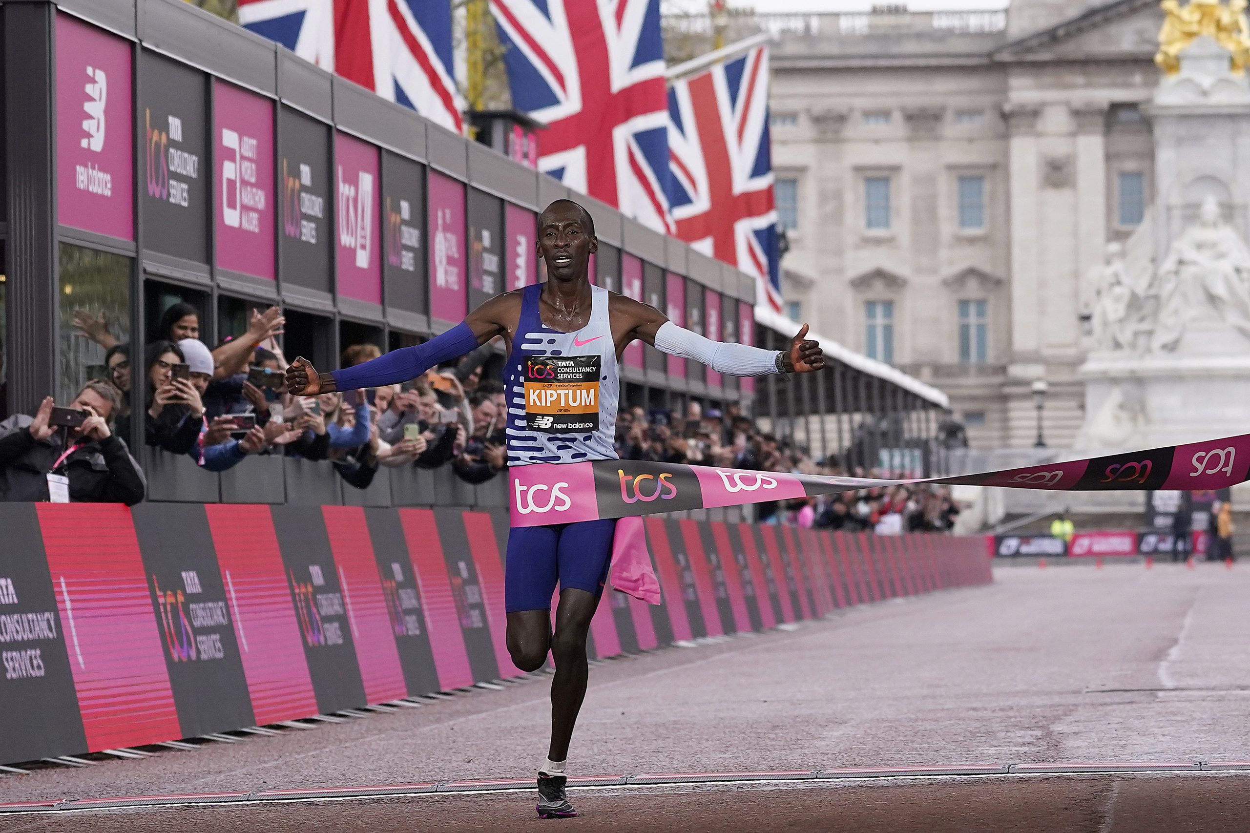 Kelvin Kiptum was a gold-medal favorite. After his death, his memory ...