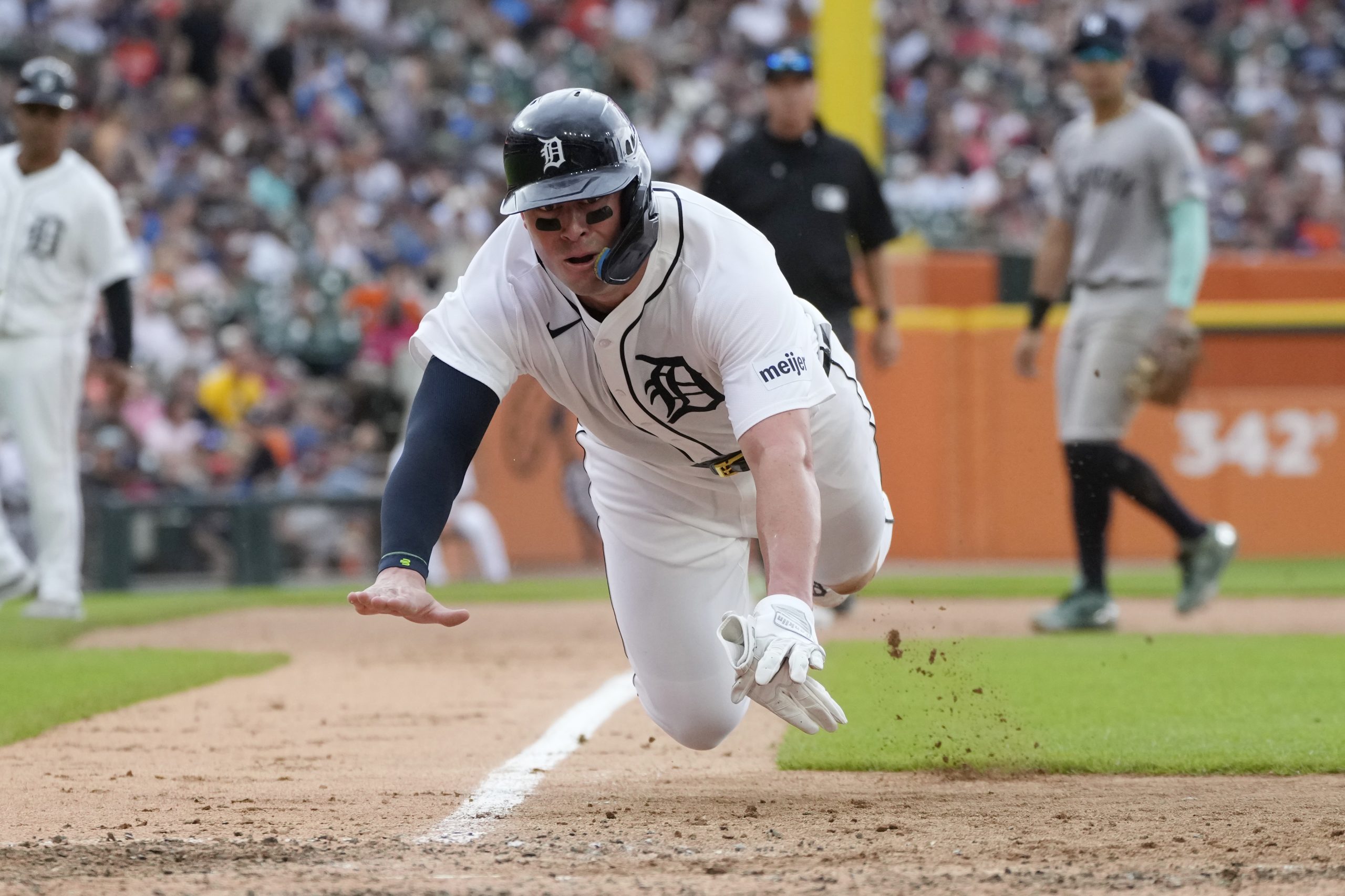 Torkelson returns to the majors, and he has a lot to prove amid another ...
