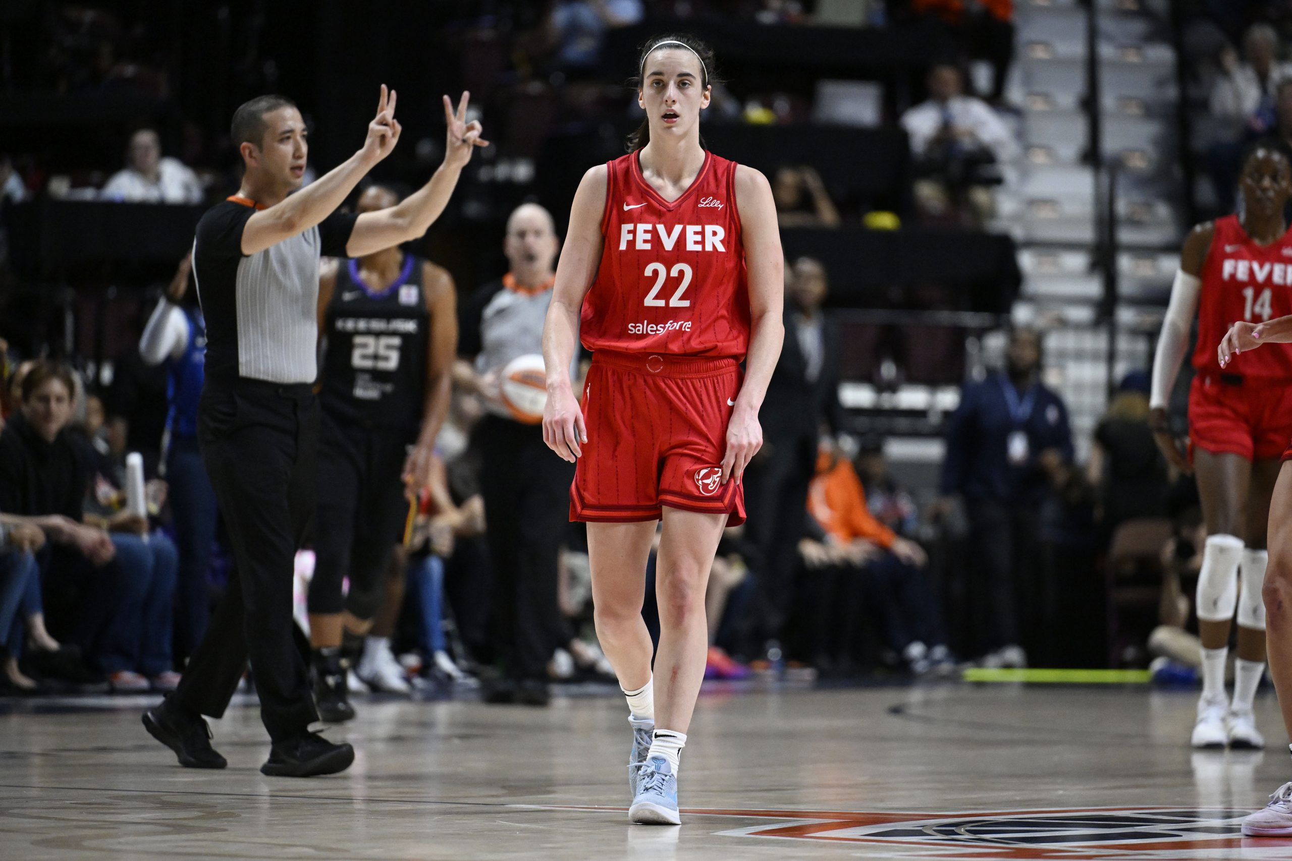 Caitlin Clark, Indiana Fever guard, is near-unanimous choice as WNBA’s Rookie of the Year – News.net