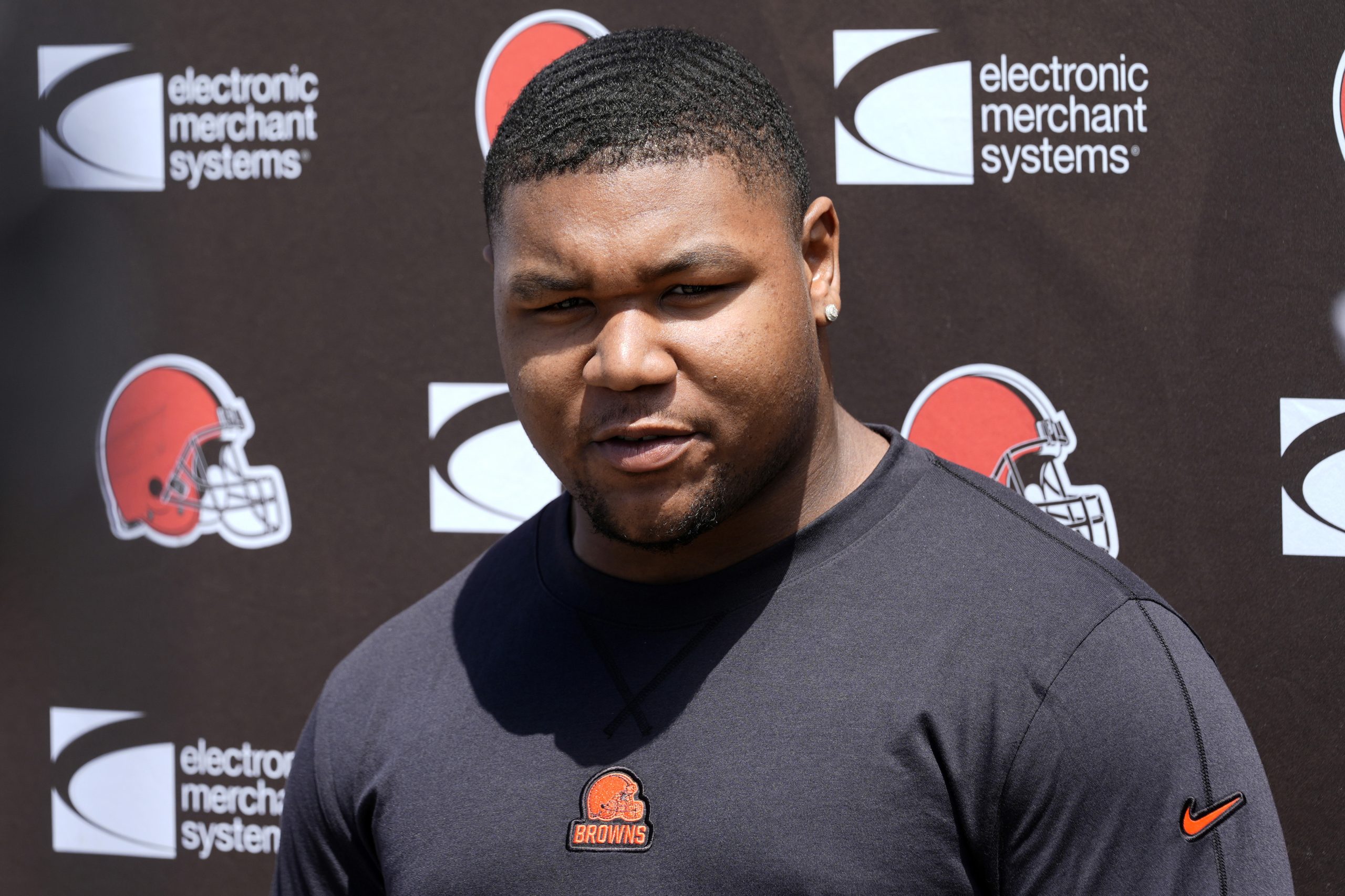 Browns rookie Mike Hall Jr. has charge reduced in domestic violence ...