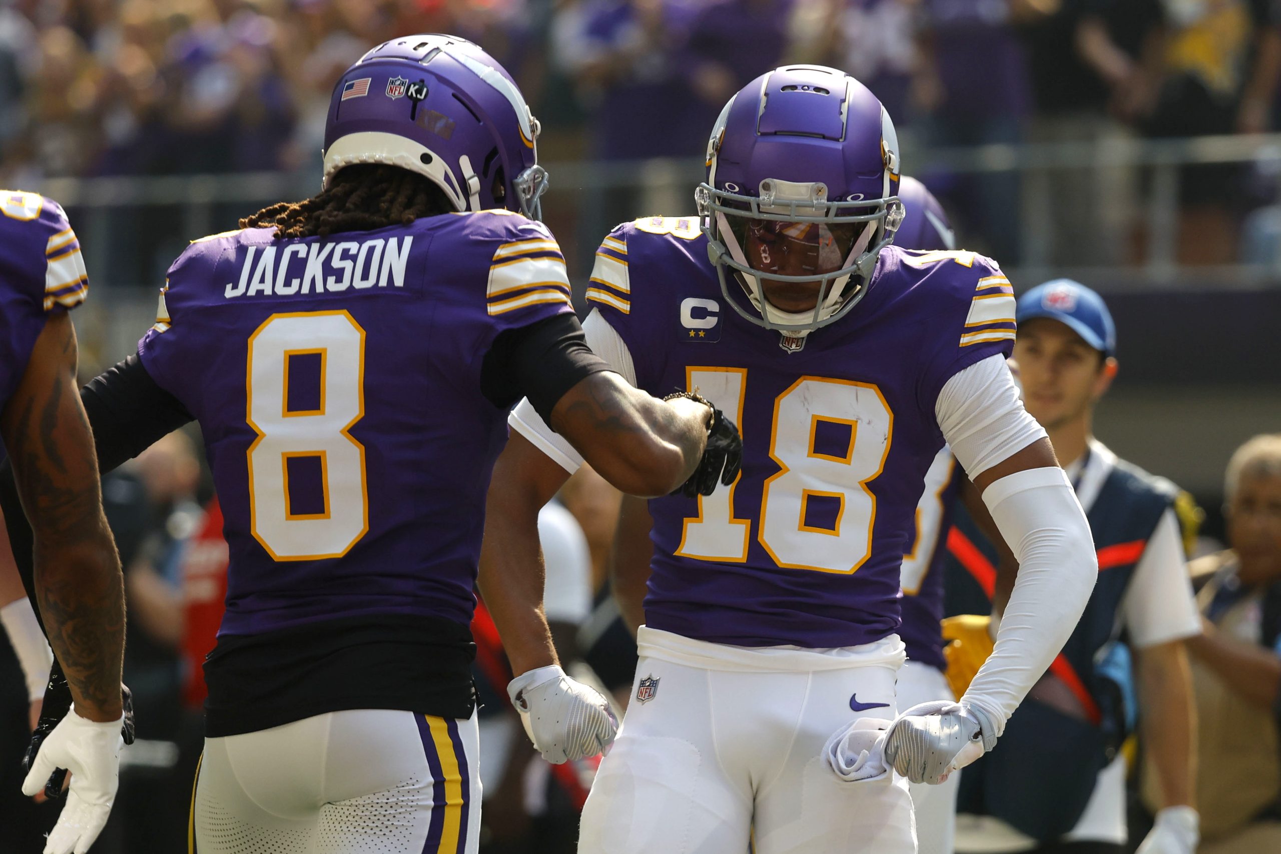 Vikings put their unbeaten record on the line as they visit the NFC ...
