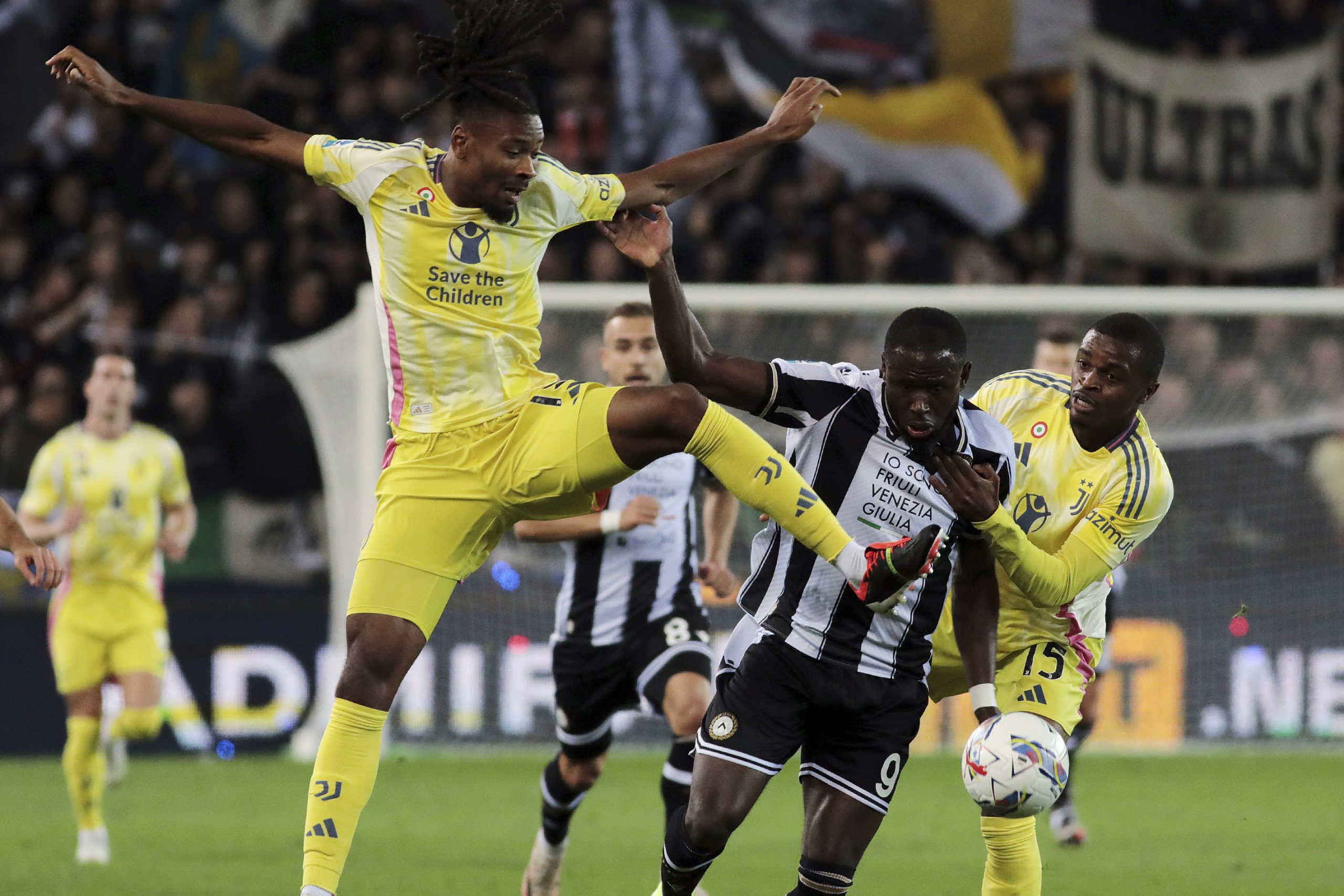 Juventus gets back to winning ways with a lot of help from the post ...