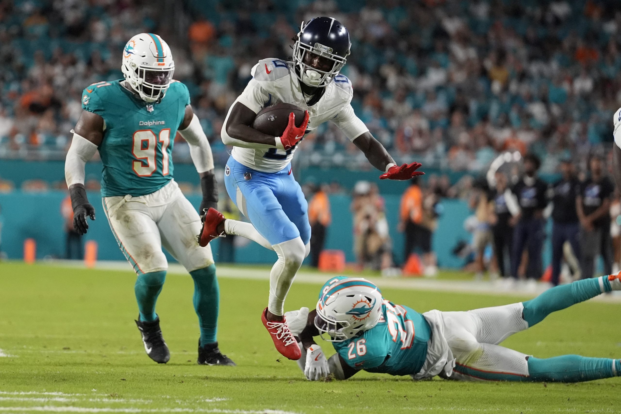 Calvin Ridley has his worst game yet with the Titans, going without a ...