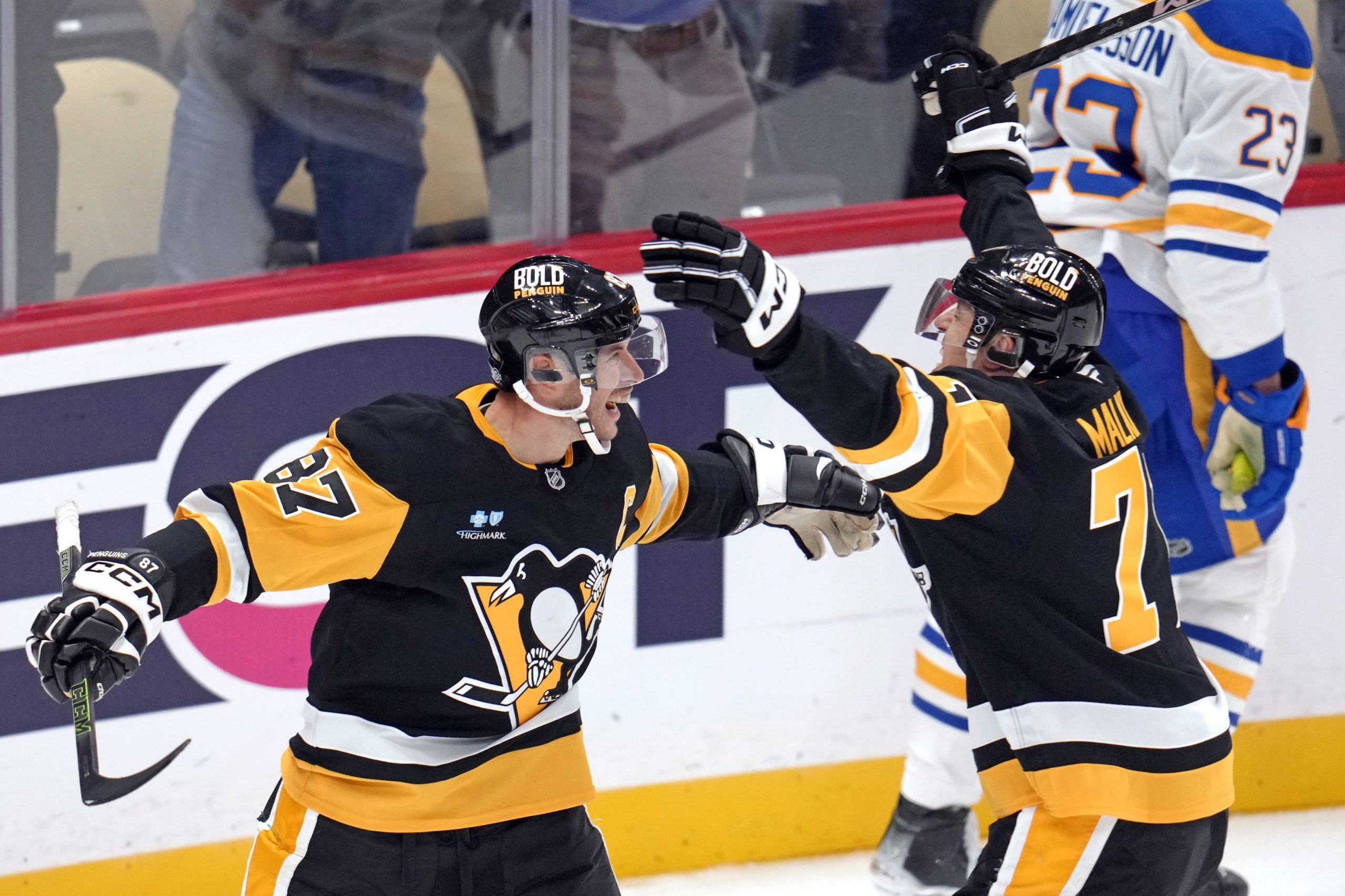 Malkin, Crosby share another milestone night together in Pittsburgh ...