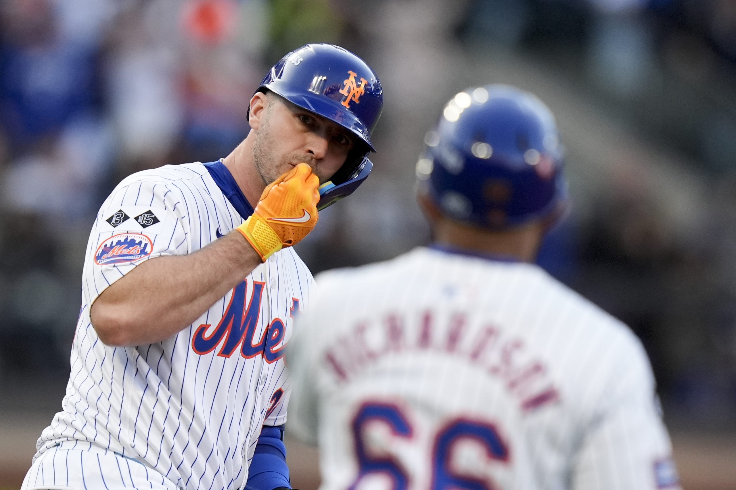 After thrilling season ends in NLCS, surprising Mets have `work to do ...