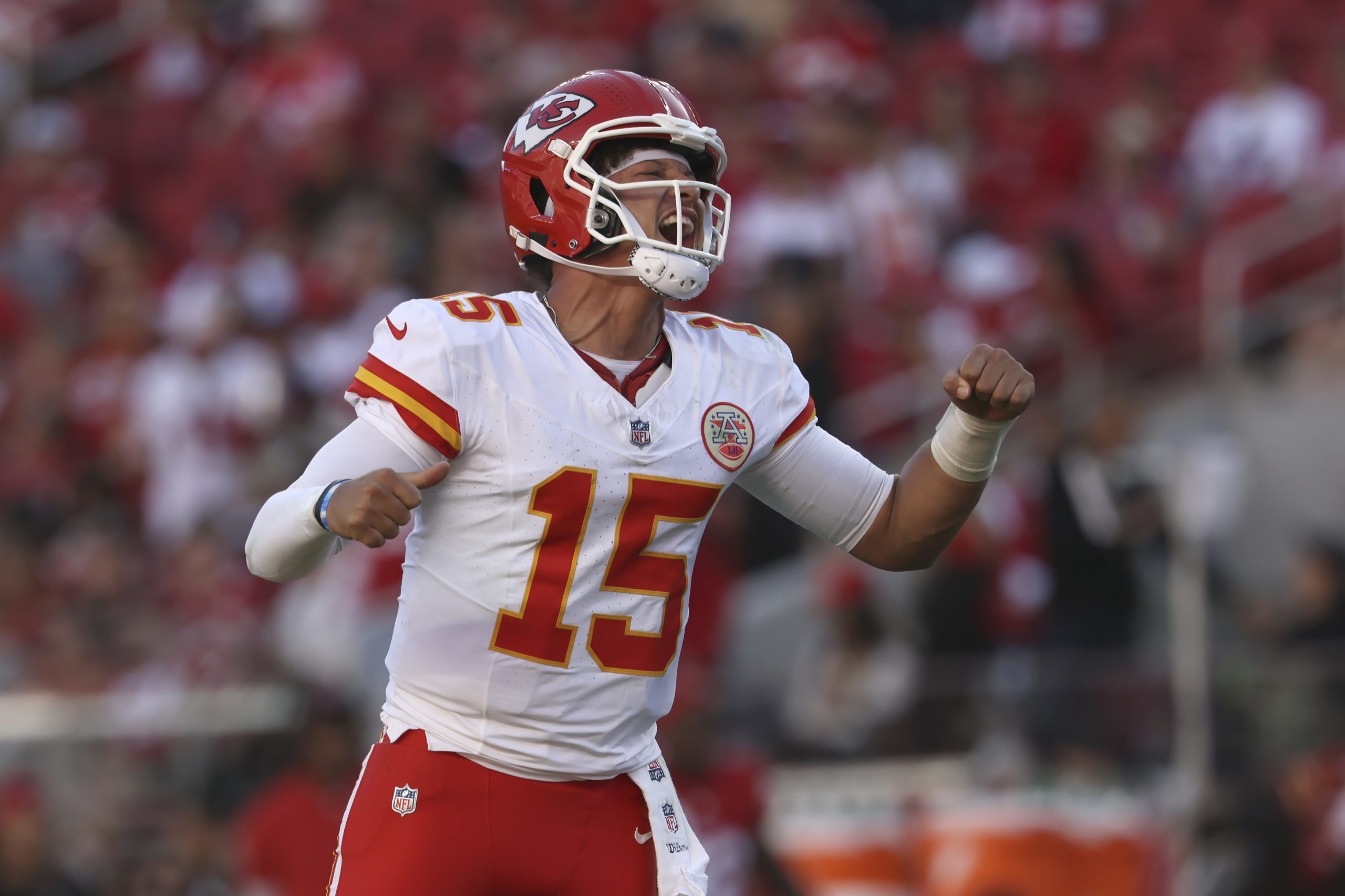 Chiefs hope to continue to feel at home when facing the Raiders in Las ...