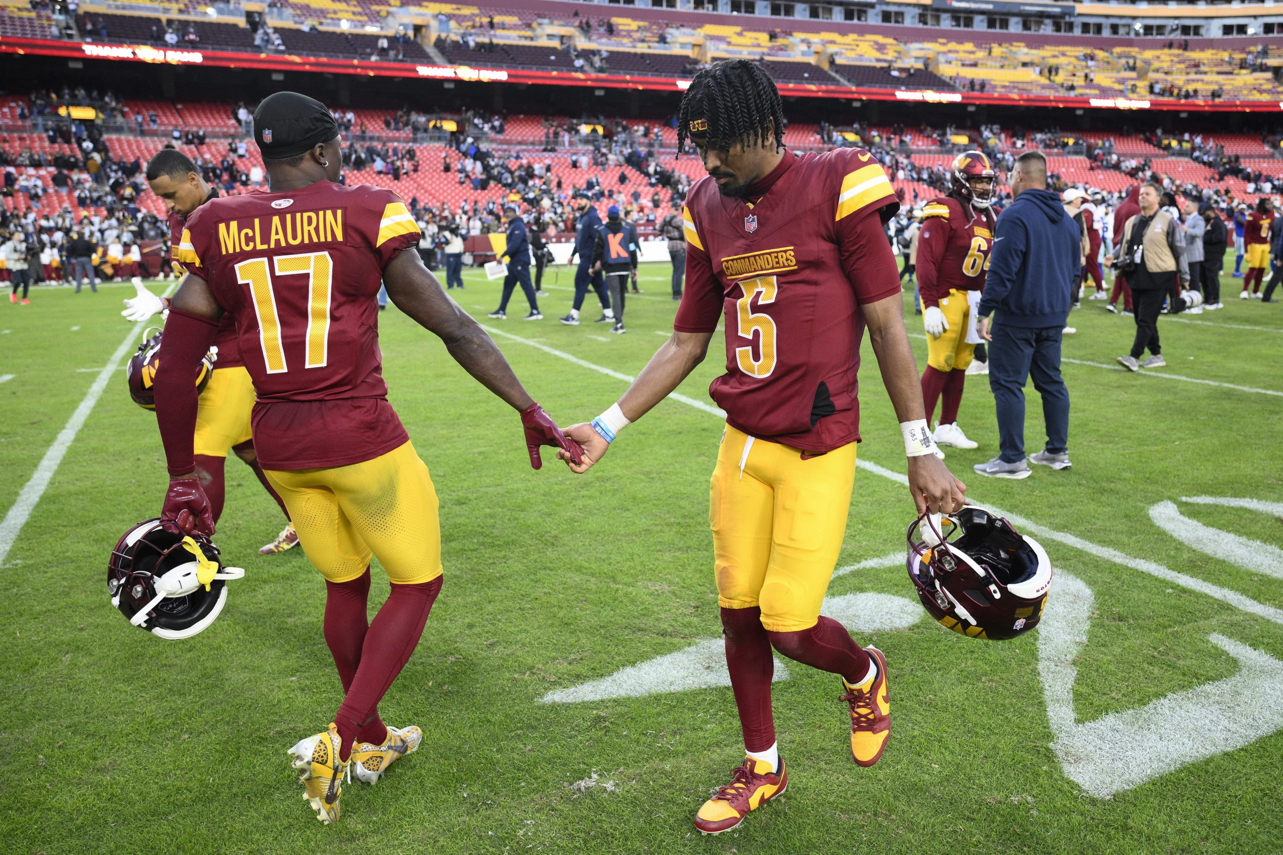 Commanders hope to end their losing streak against the Titans, who are ...