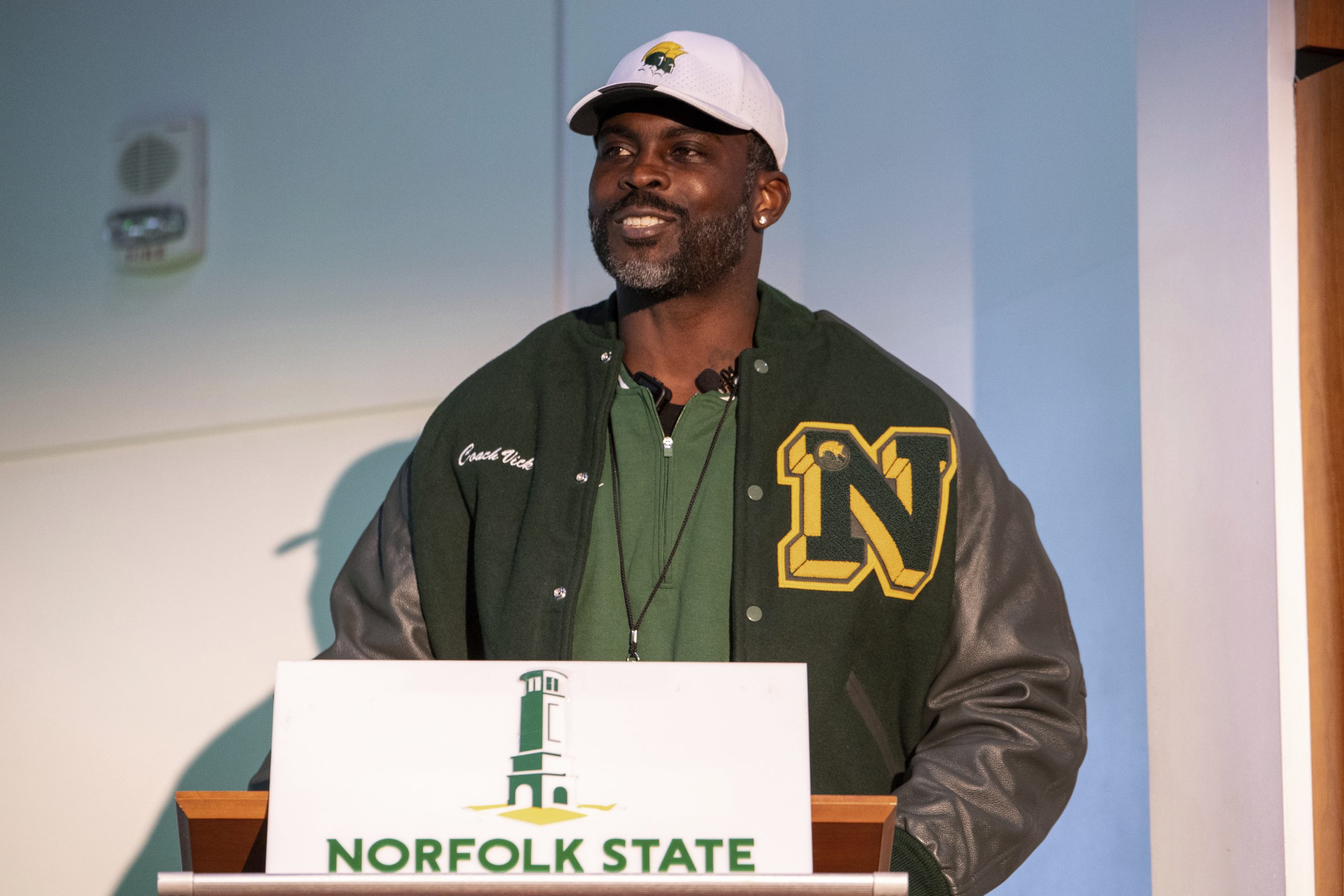Former NFL great Michael Vick introduced as Norfolk State's football ...