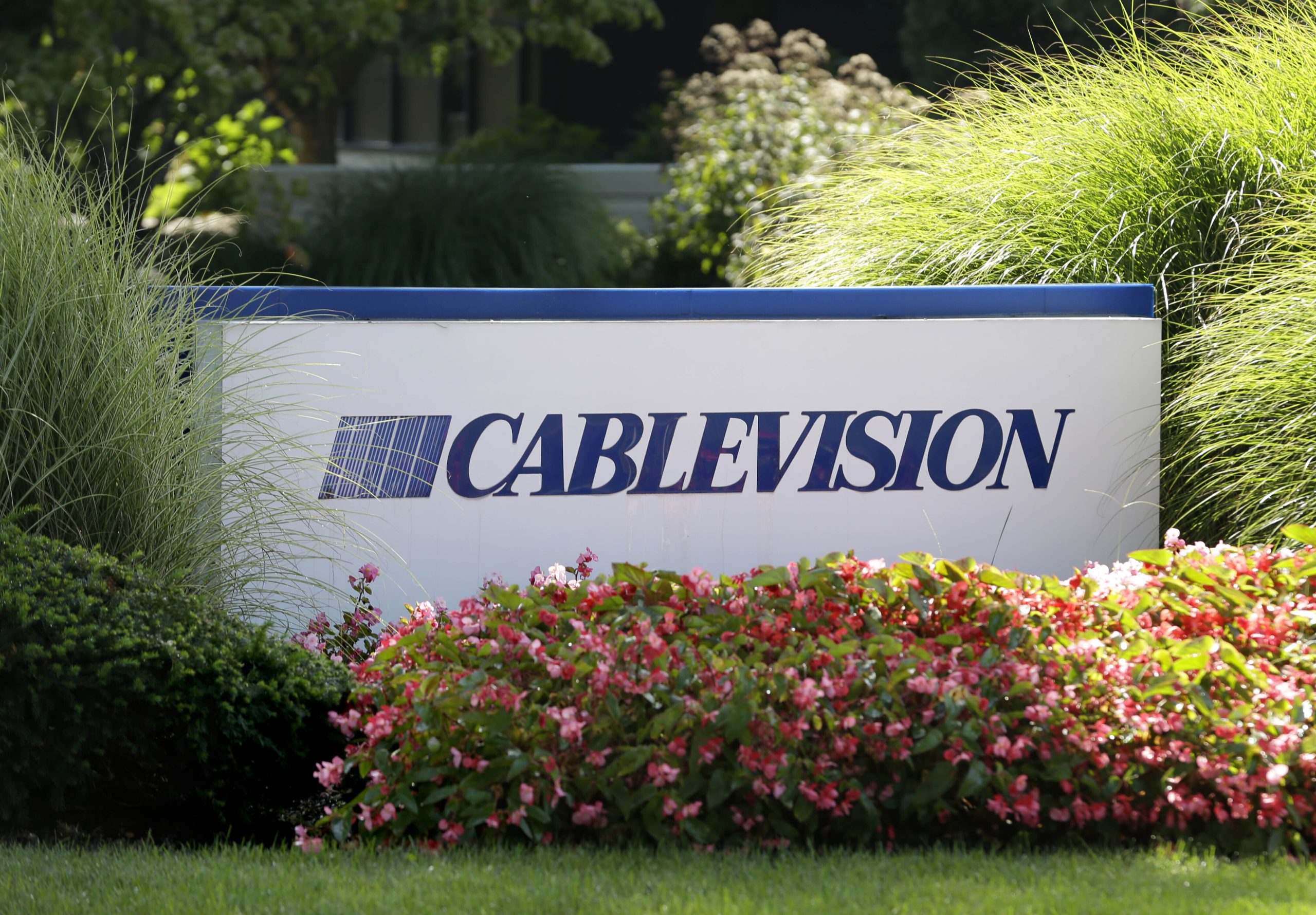 Charles Dolan, HBO and Cablevision founder, dies at 98 - News.net