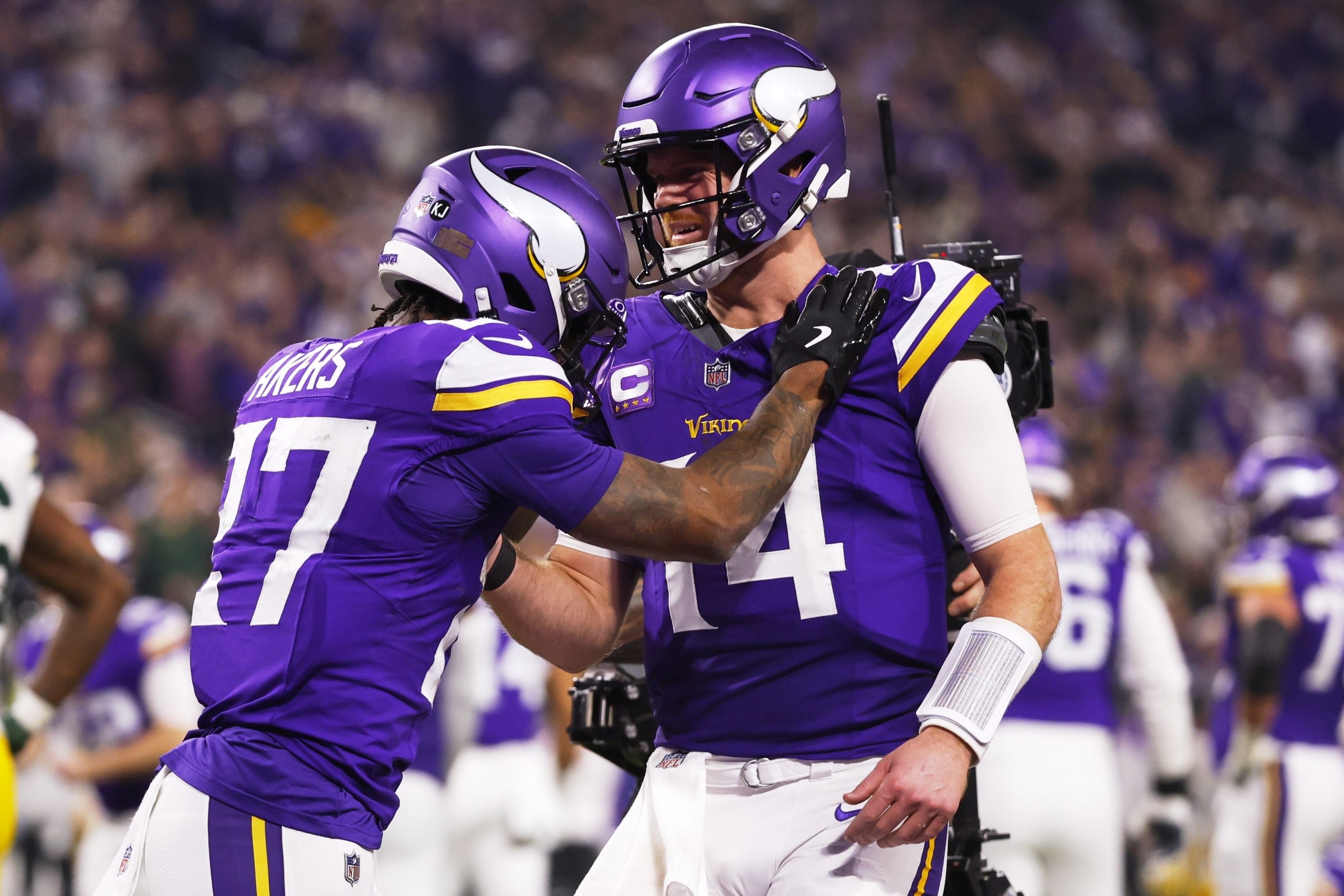 Darnold gives Vikings another gem with career-high 377 yards in 27-25 ...