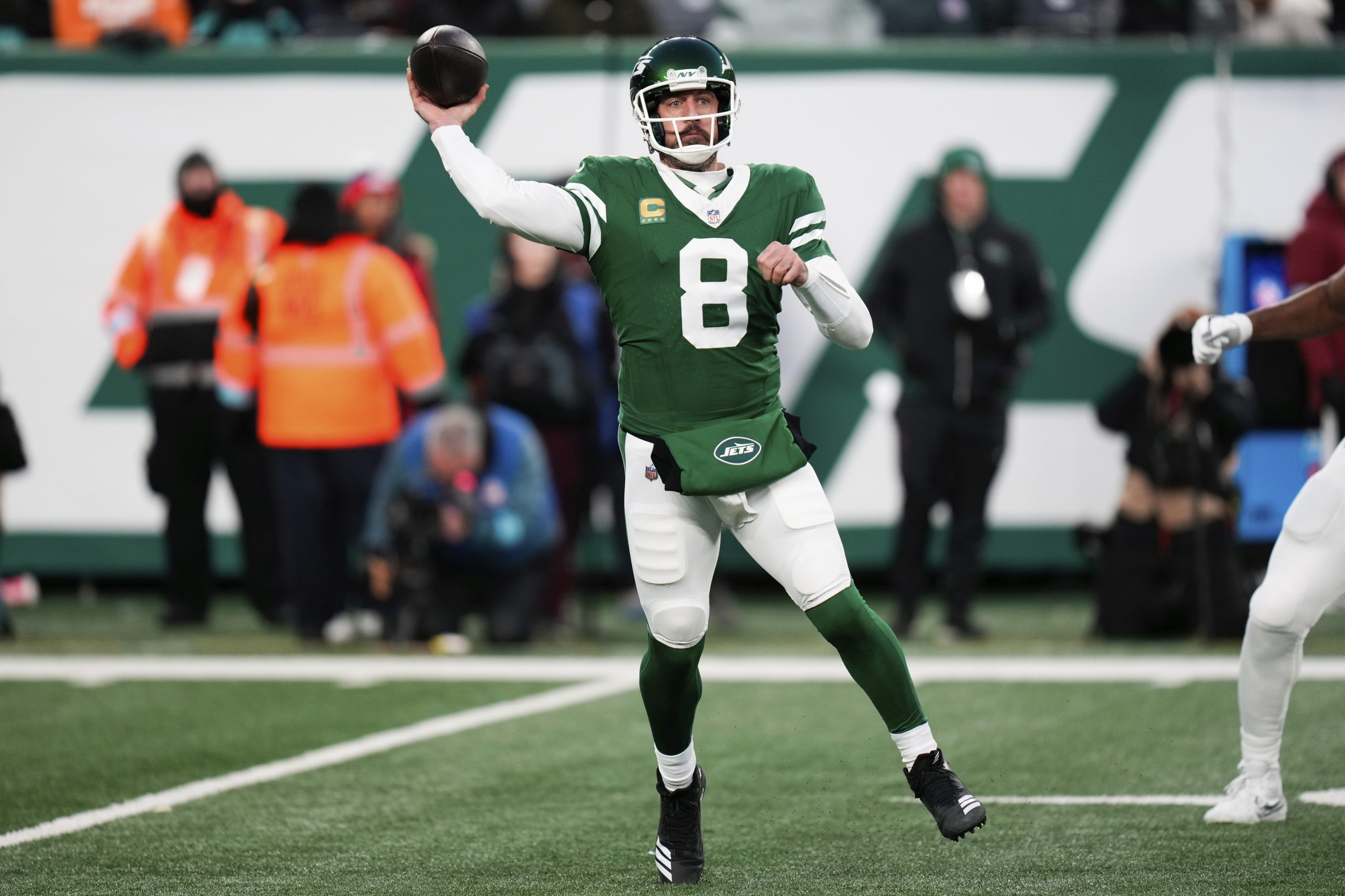 Jets’ Aaron Rodgers becomes the NFL’s fifth player to throw 500 career regular-season TD passes ...