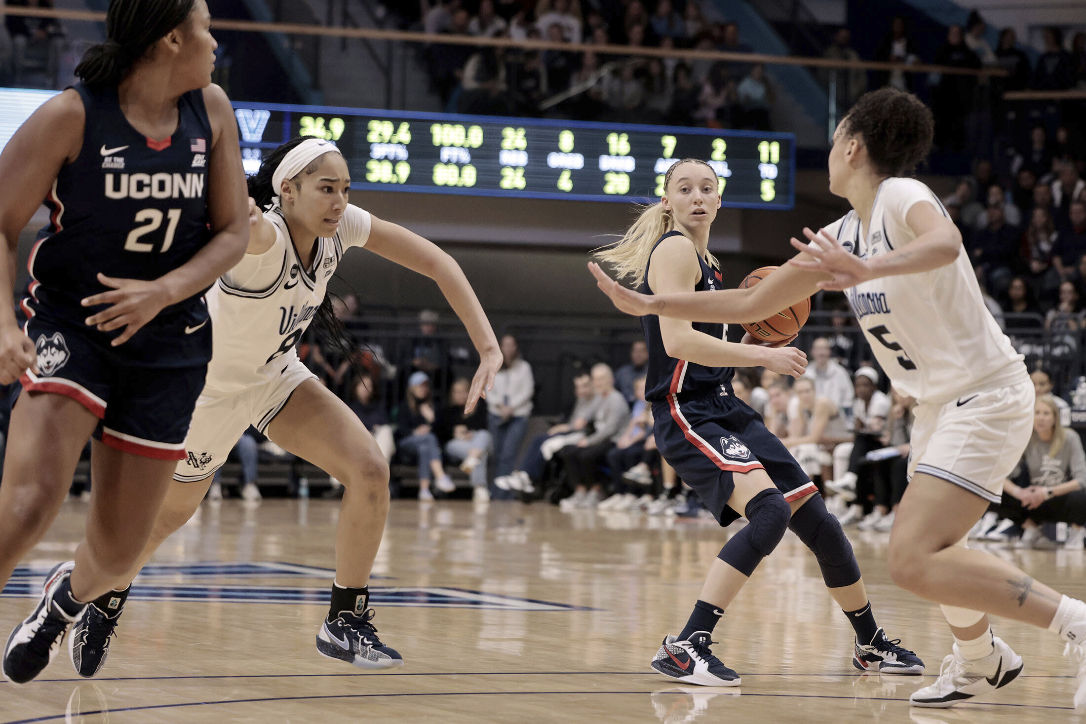 Fudd and Strong dominate as No. 7 UConn rolls past Xavier without All ...