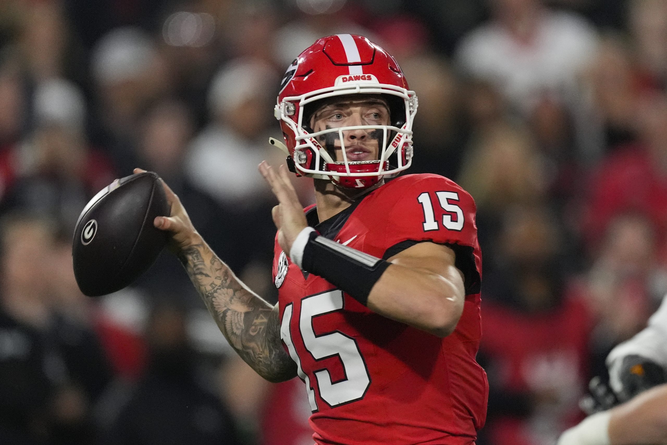 Former Georgia quarterback Carson Beck commits to play 2025 season at ...