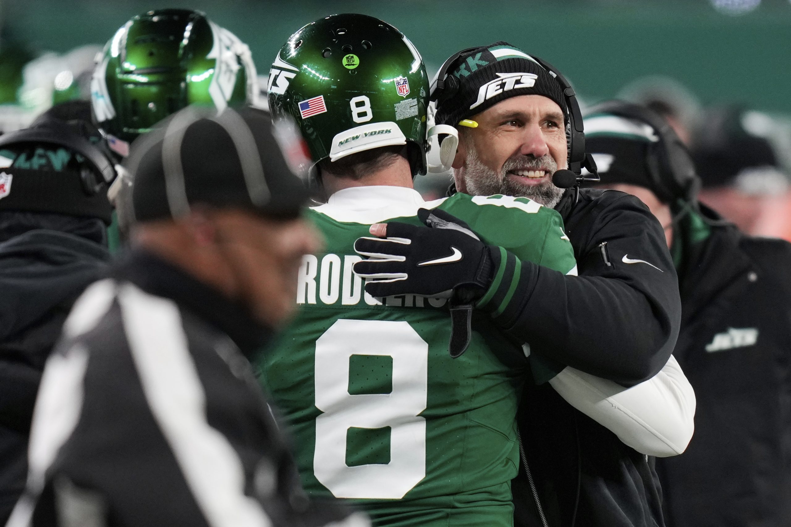 Jets interview interim coach Jeff Ulbrich for their head coach vacancy ...