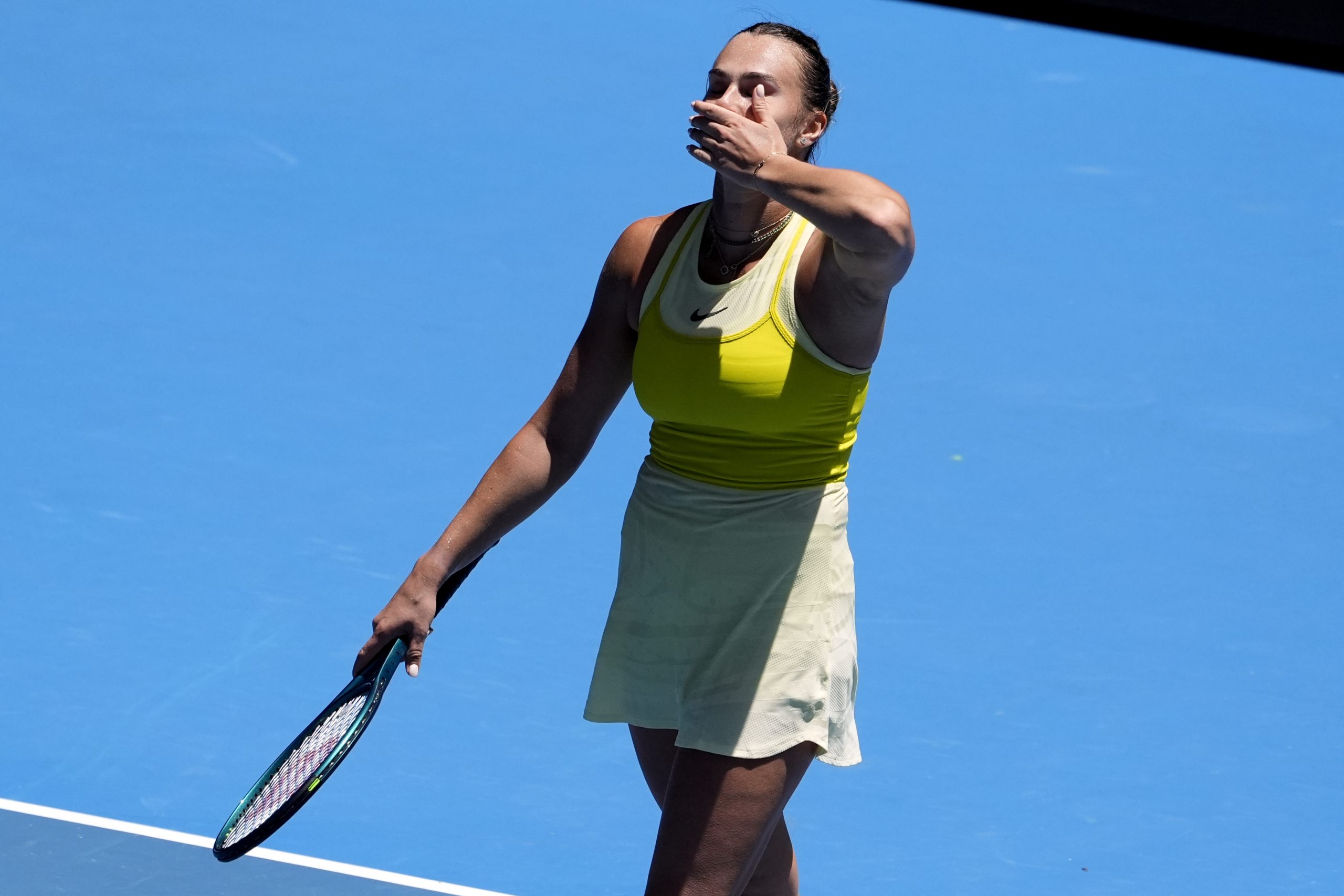 Two-time defending champion Sabalenka is into the fourth round at the Australian Open – News.net