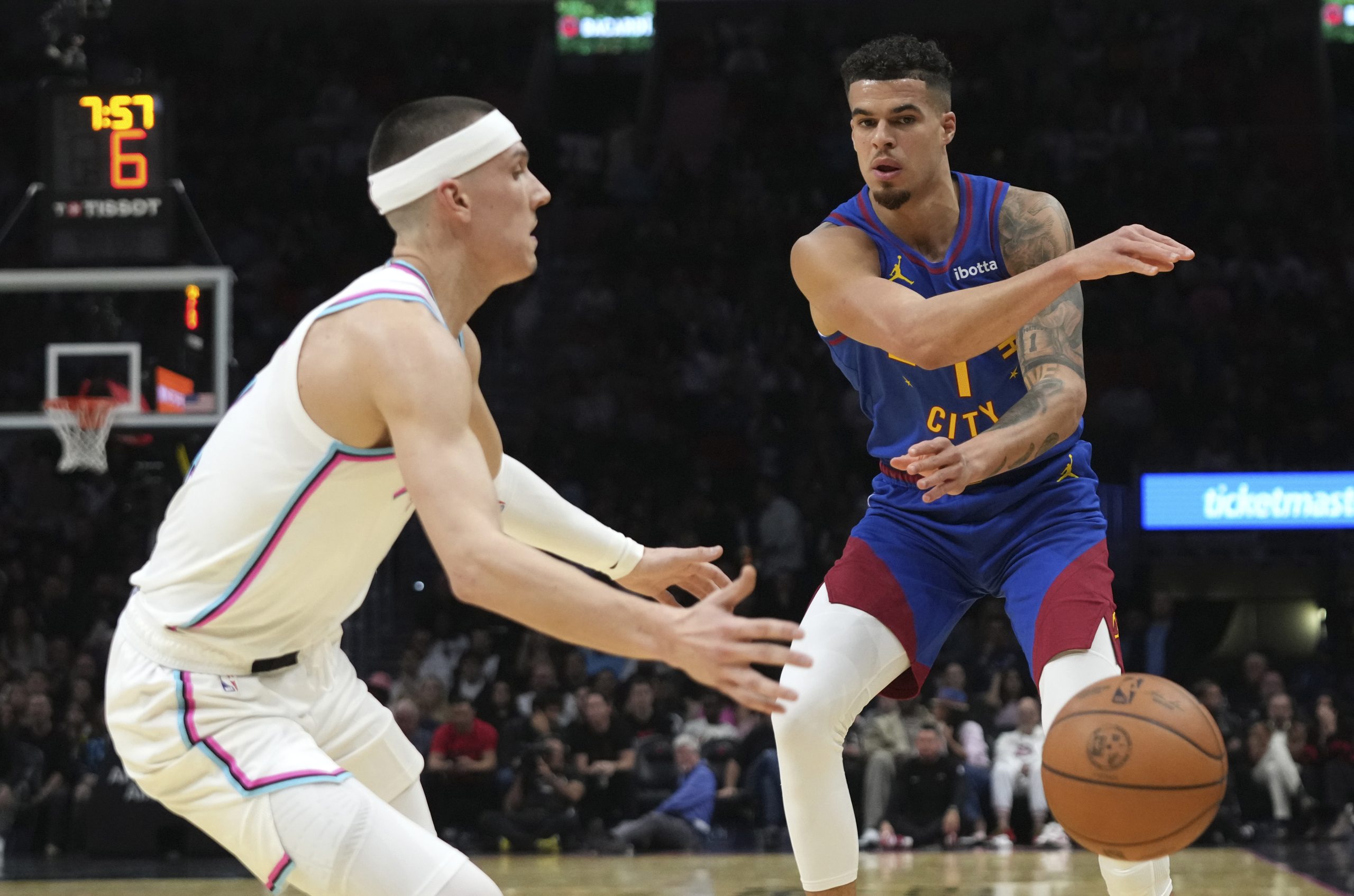 Murray scores 30 points, Jokic has another triple-double to help ...