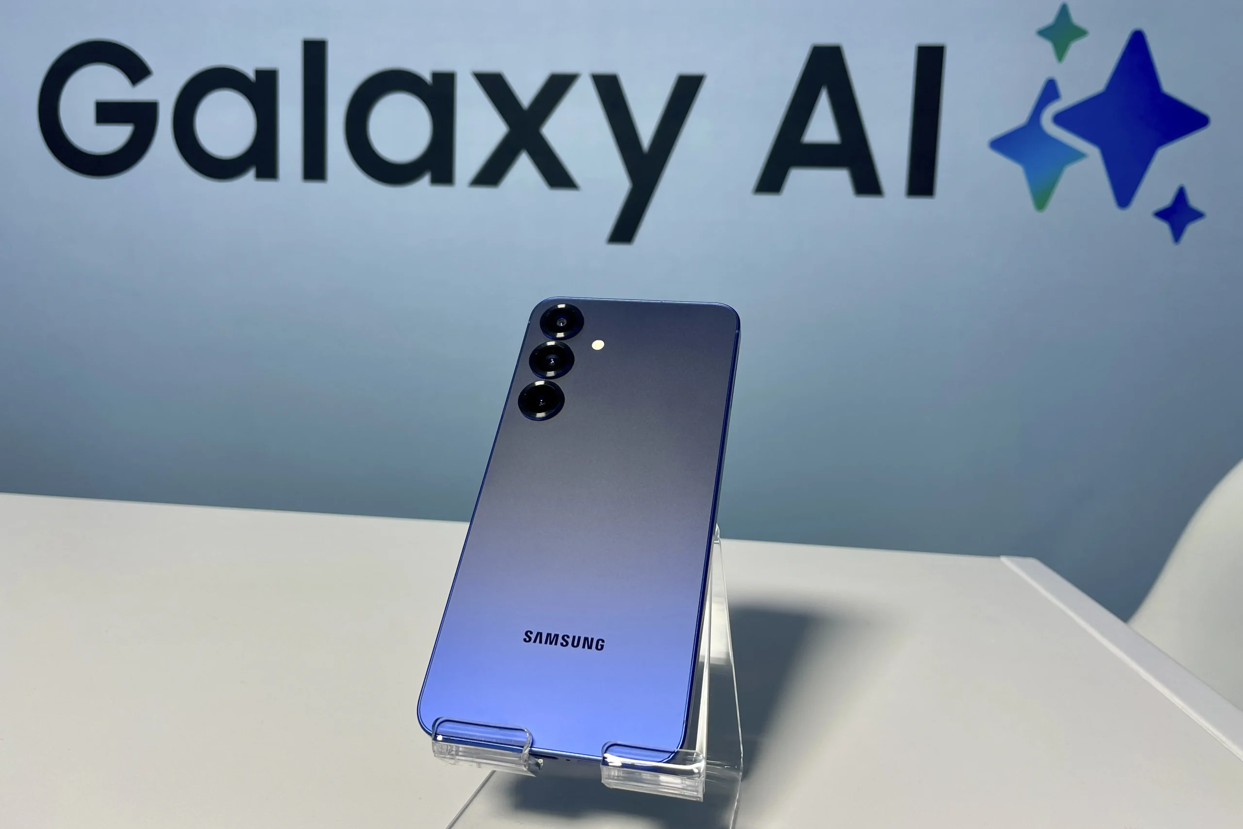 Samsung aims to turn its next generation of Galaxy smartphones into AI ...