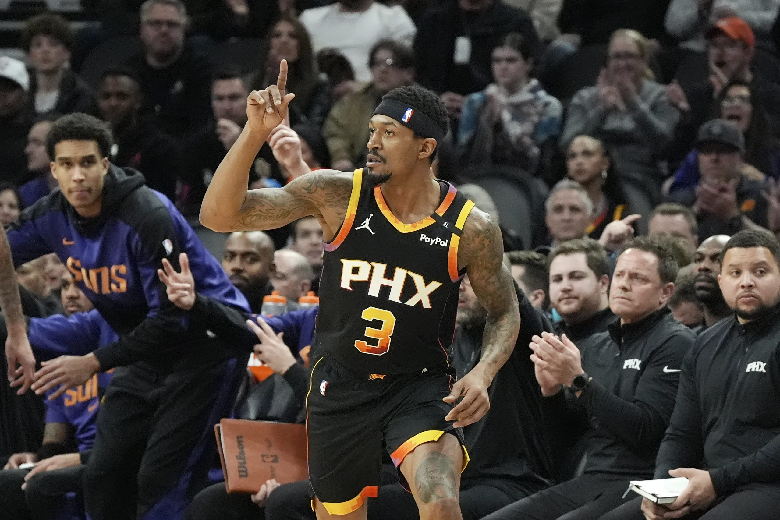 Durant scores 29 points as the Suns hand the Wizards their 13th straight loss, 119-109 – News.net