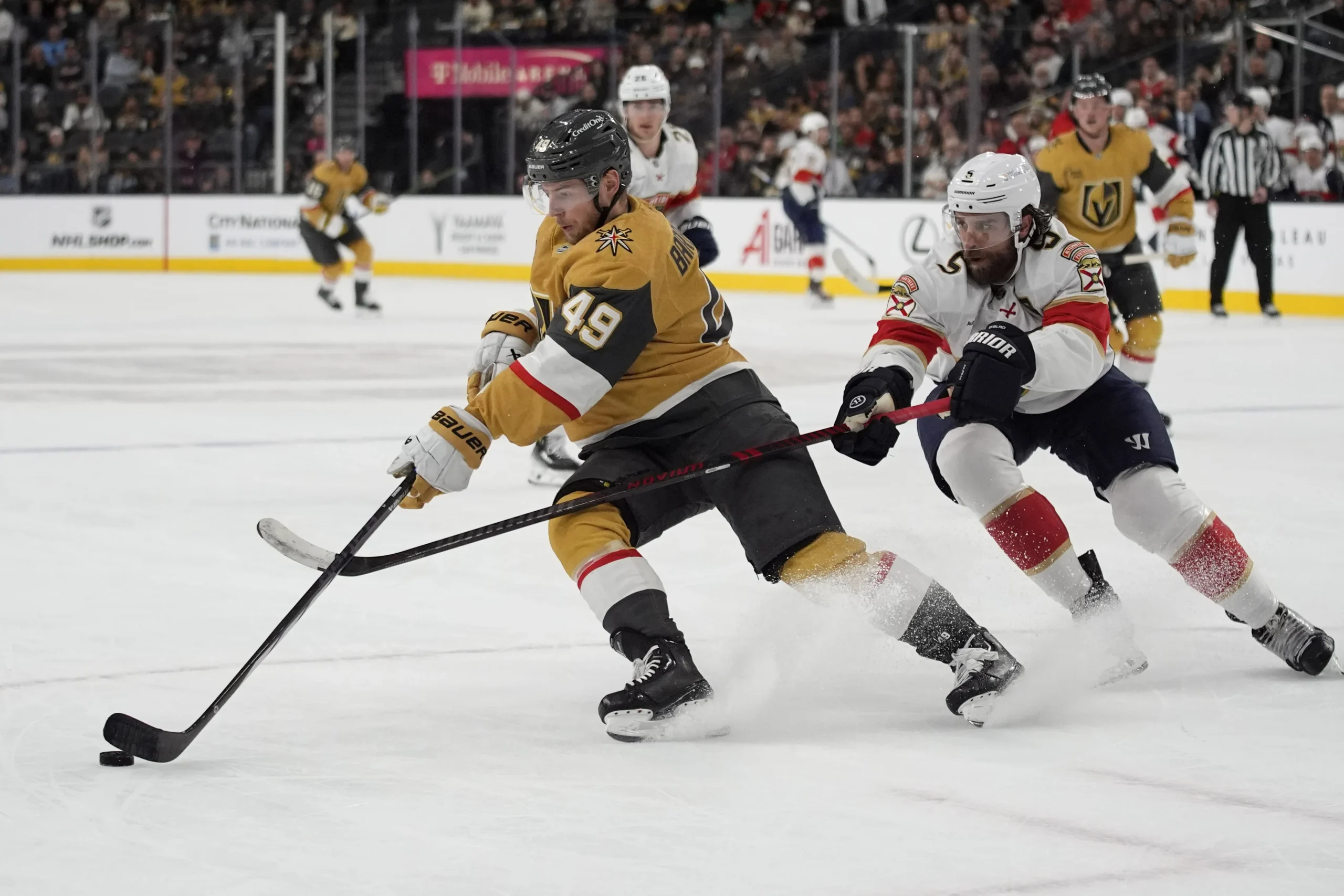 Golden Knights open homestand with 4-1 victory over defending champion ...