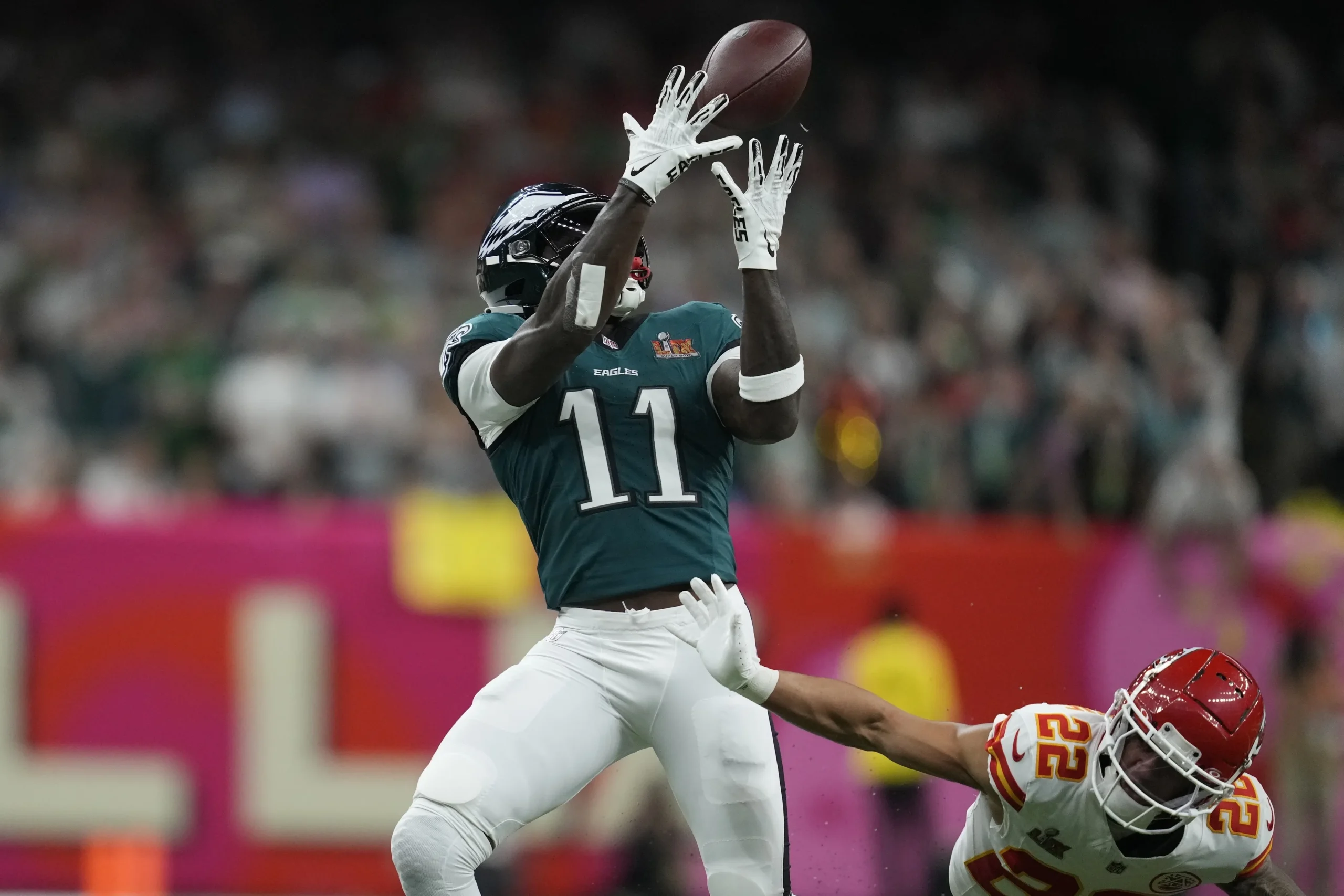 Eagles deny the Chiefs a Super Bowl three-peat with dominant defense in 40-22 rout – News.net
