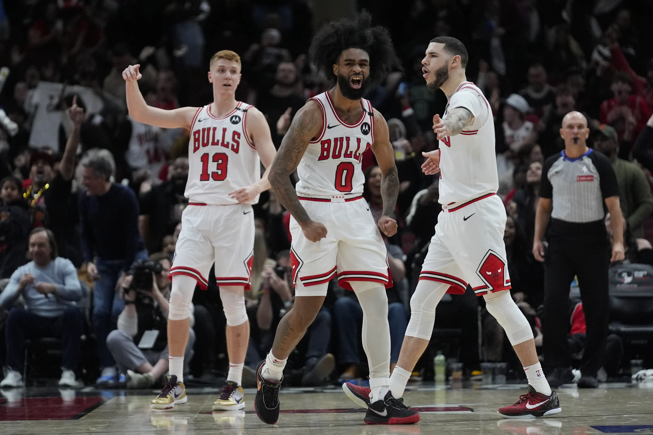 Coby White scores 24 points and Chicago Bulls top Raptors in overtime ...