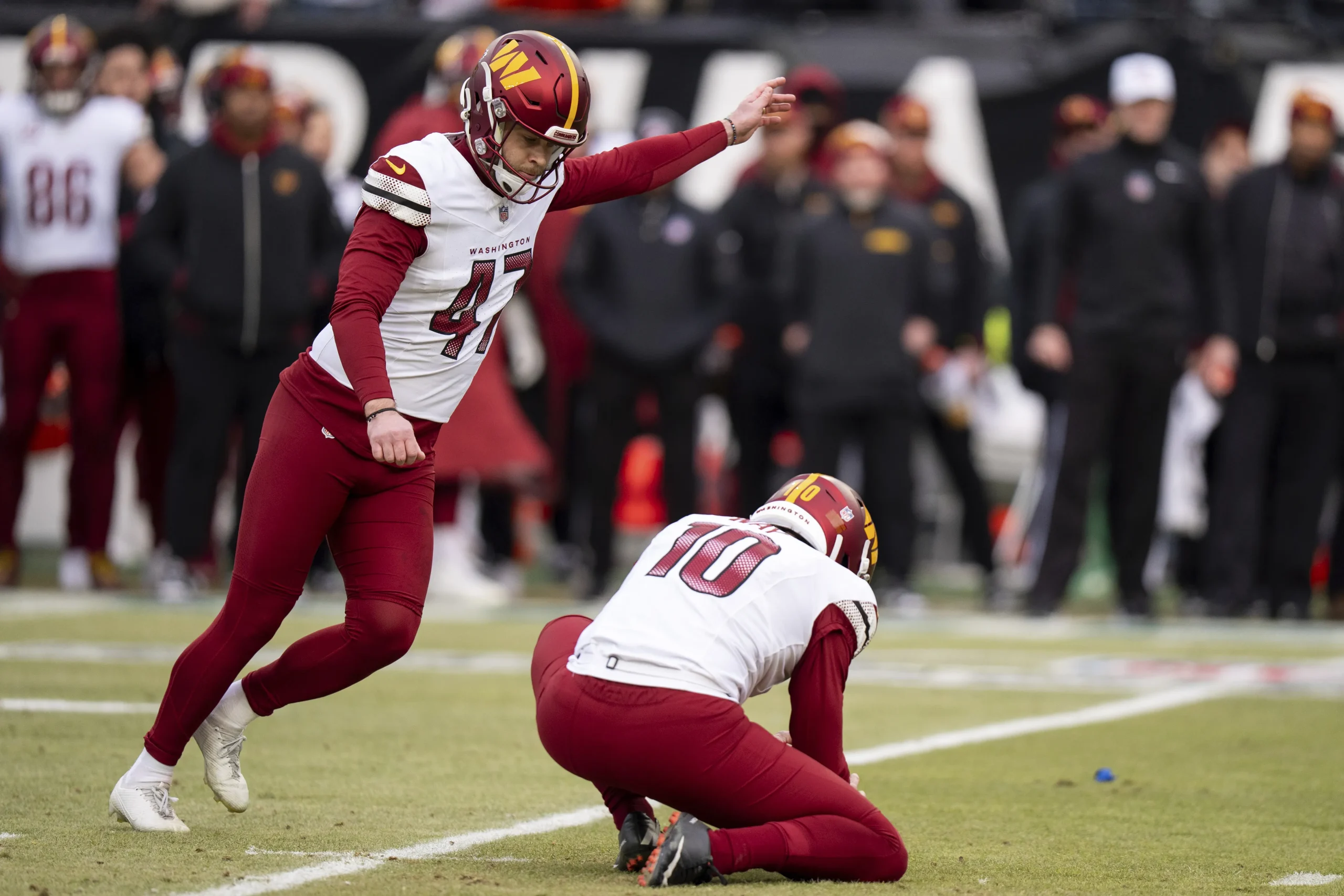 Washington Commanders re-sign kicker Zane Gonzalez to a contract for ...