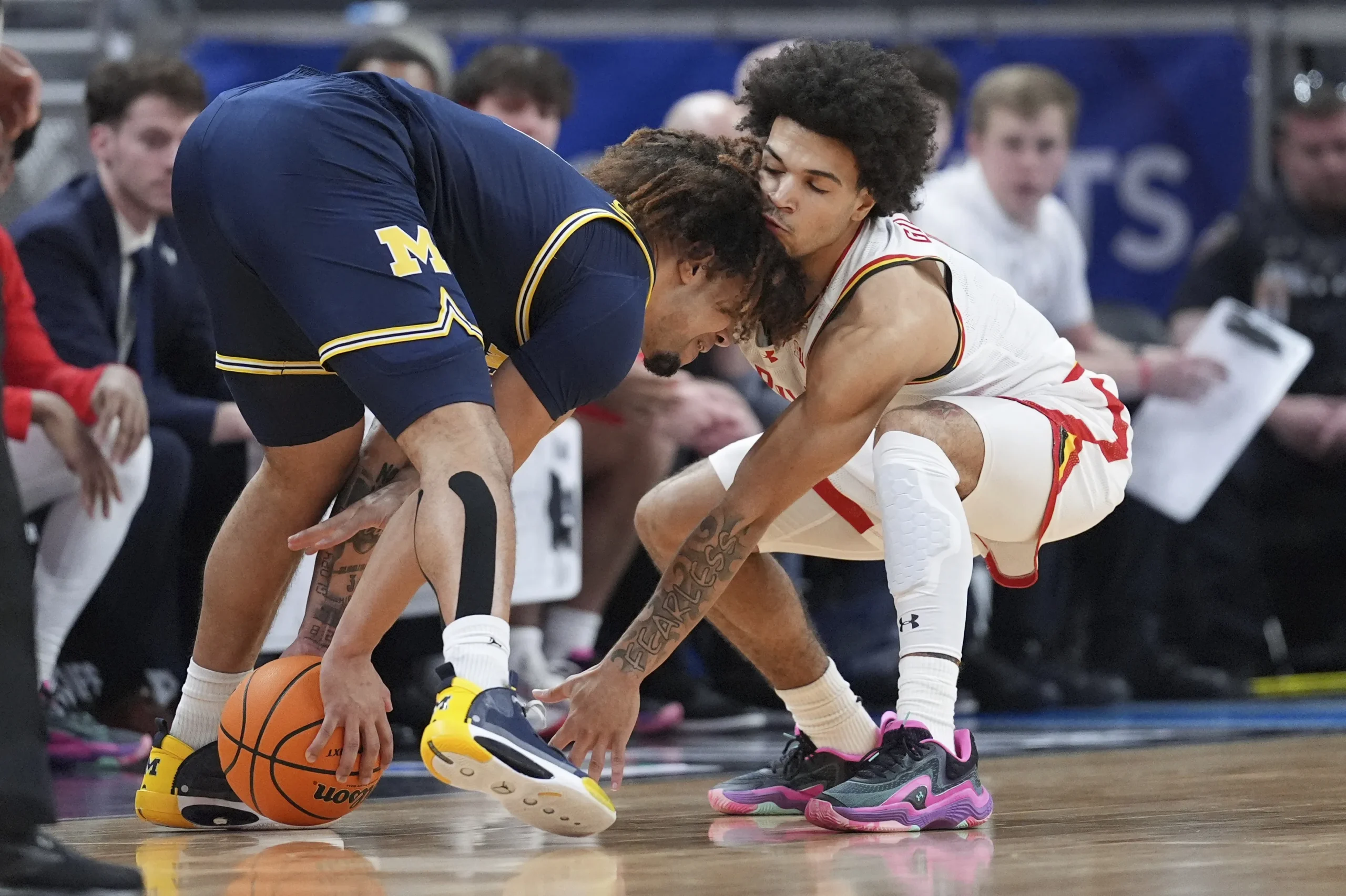 Donaldson’s court-length drive sends No. 22 Michigan past No. 11 ...