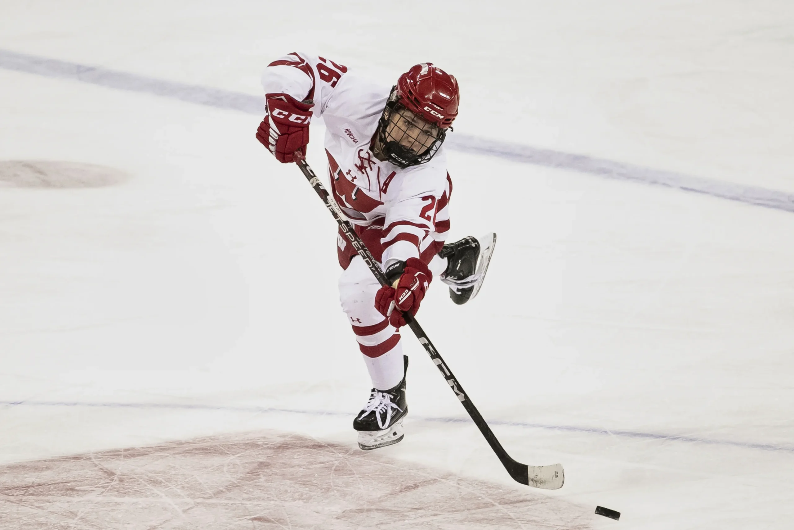 Wisconsin’s Casey O’Brien wins the 2025 Patty Kazmaier Award as the top ...