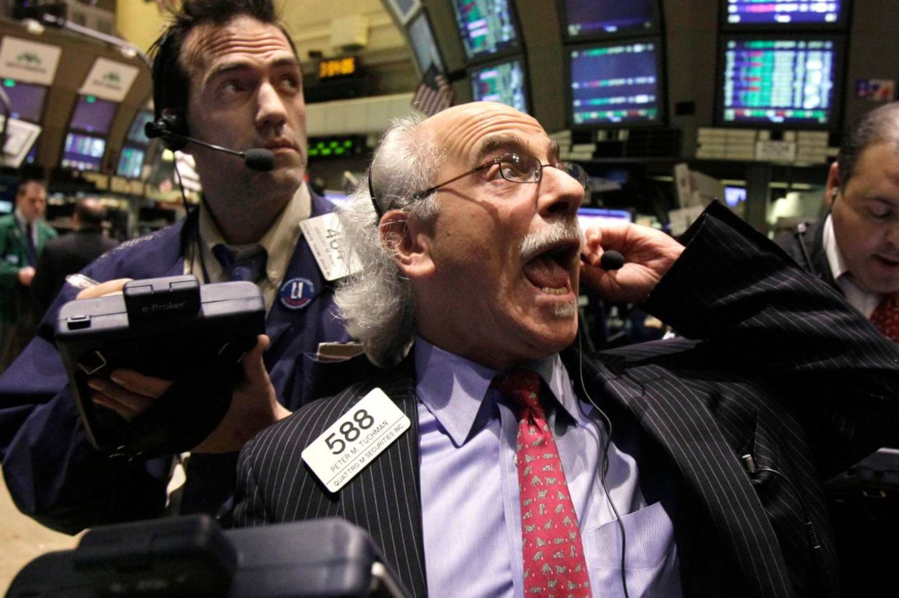 Dow drops 350 and global markets tumble as worries deepen about economic impact of Trump’s trade ...