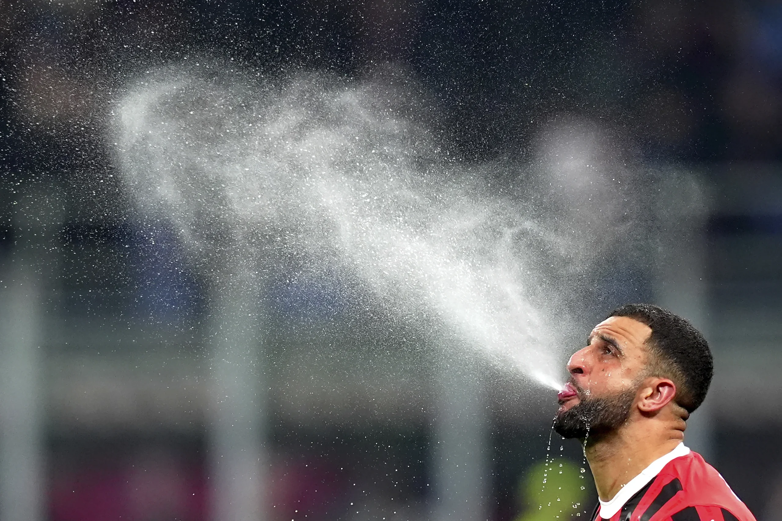 AC Milan defender Kyle Walker undergoes surgery after fracturing elbow ...