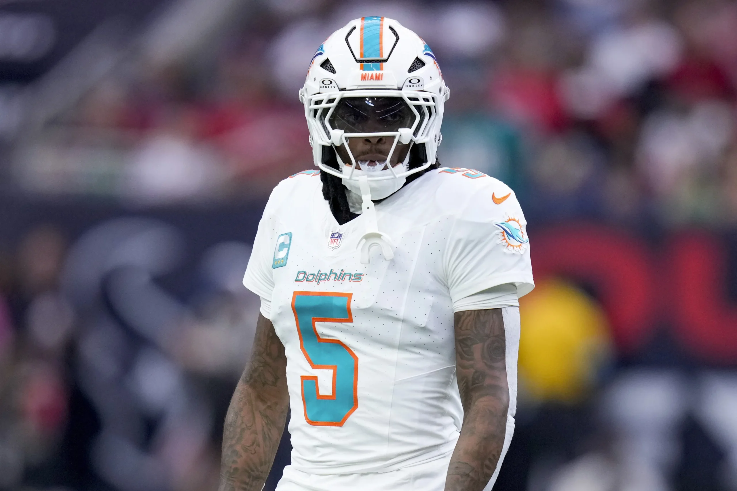 Dolphins pursuing trade options for All-Pro cornerback Jalen Ramsey ...