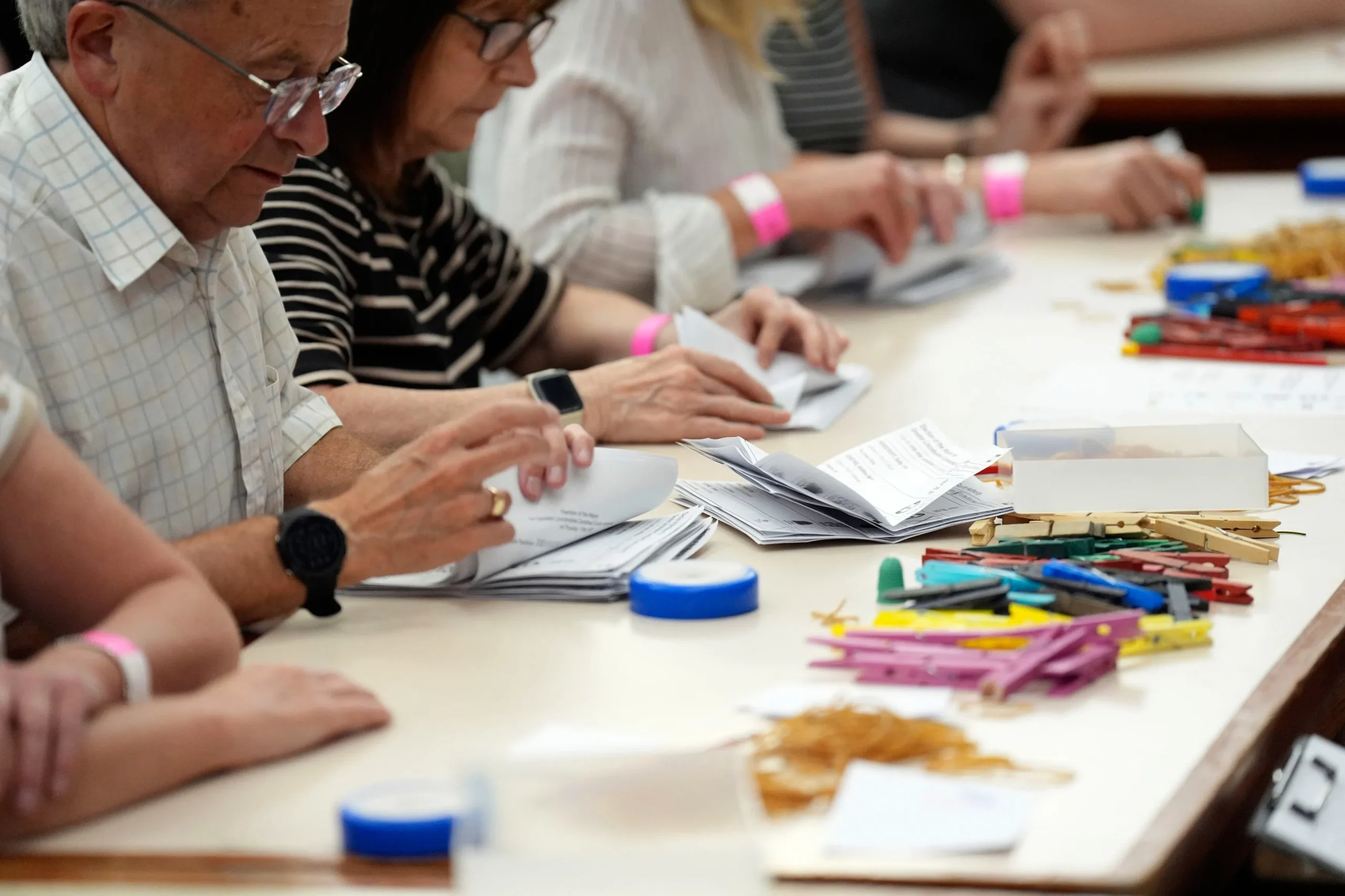 Farage’s Reform UK narrowly wins a seat in Parliament and seeks more ...