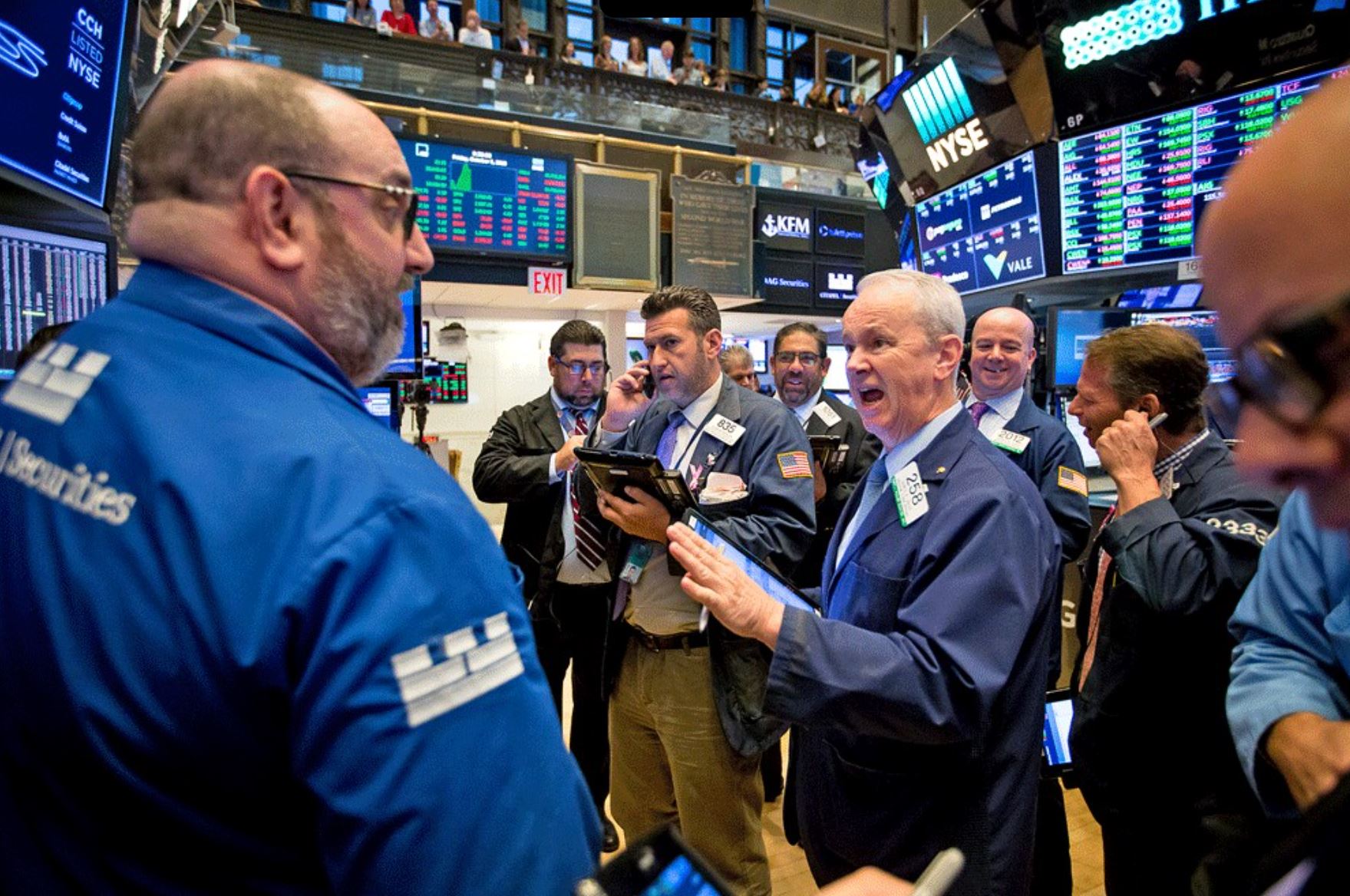 US stocks rise to the brink of a record and recover nearly all their 20% springtime drop – News.net