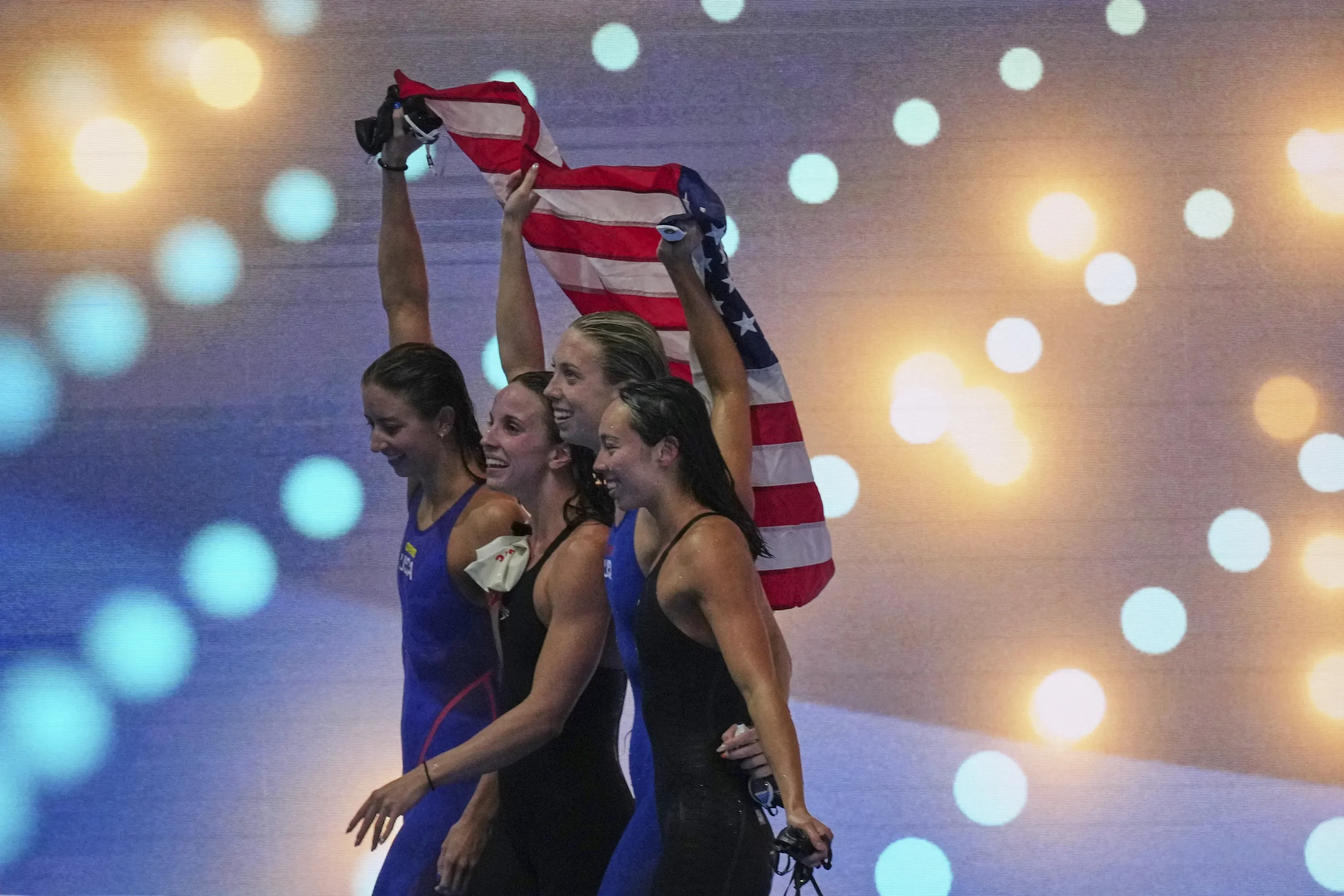 Americans finish strong with a relay record at swim worlds – News.net