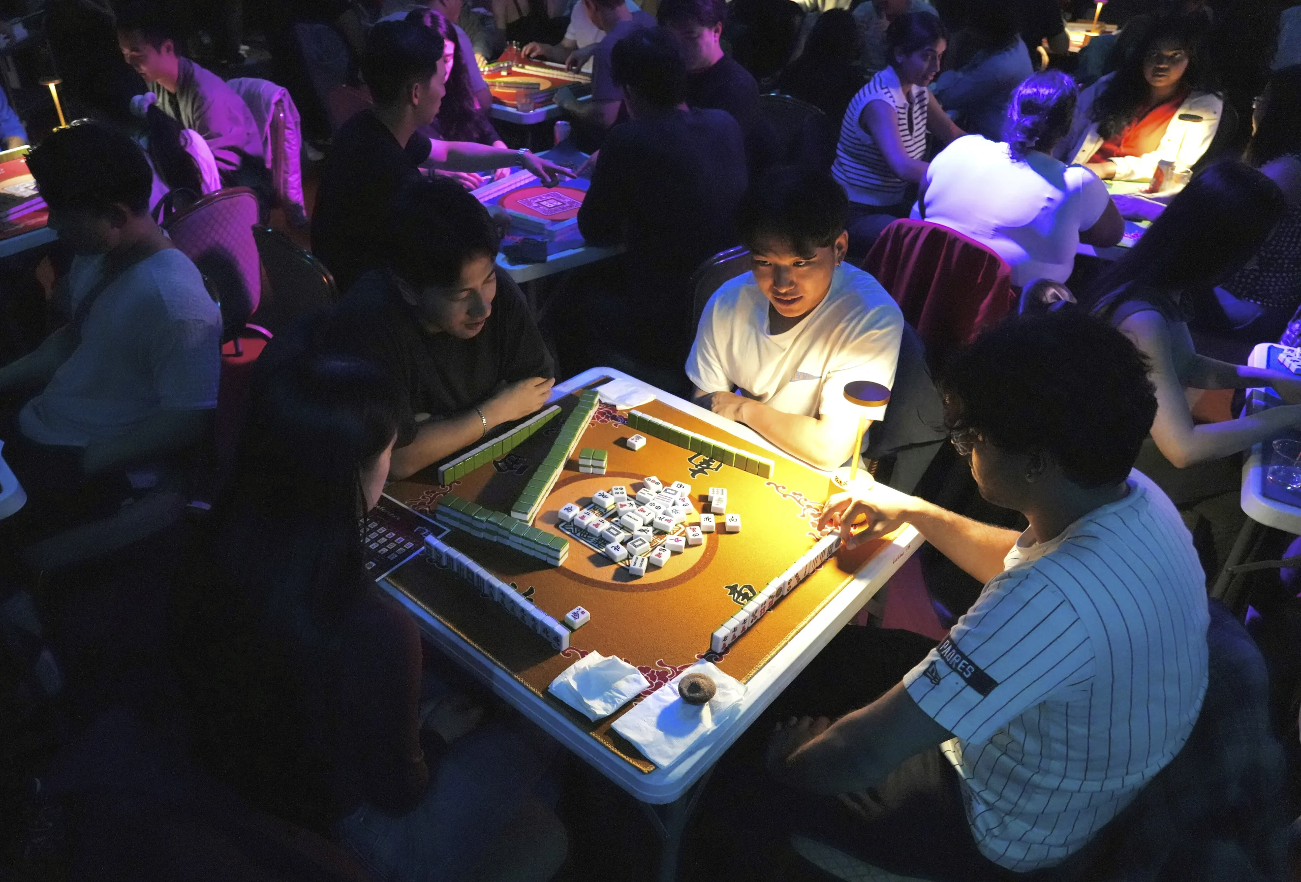 Mahjong nights draw young crowds to San Francisco bars and restaurants ...