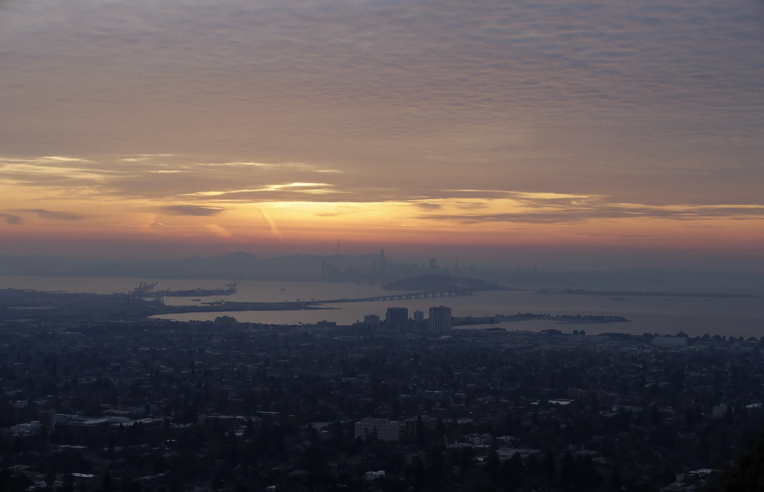 4.3 magnitude earthquake jolts the San Francisco Bay Area and people ...