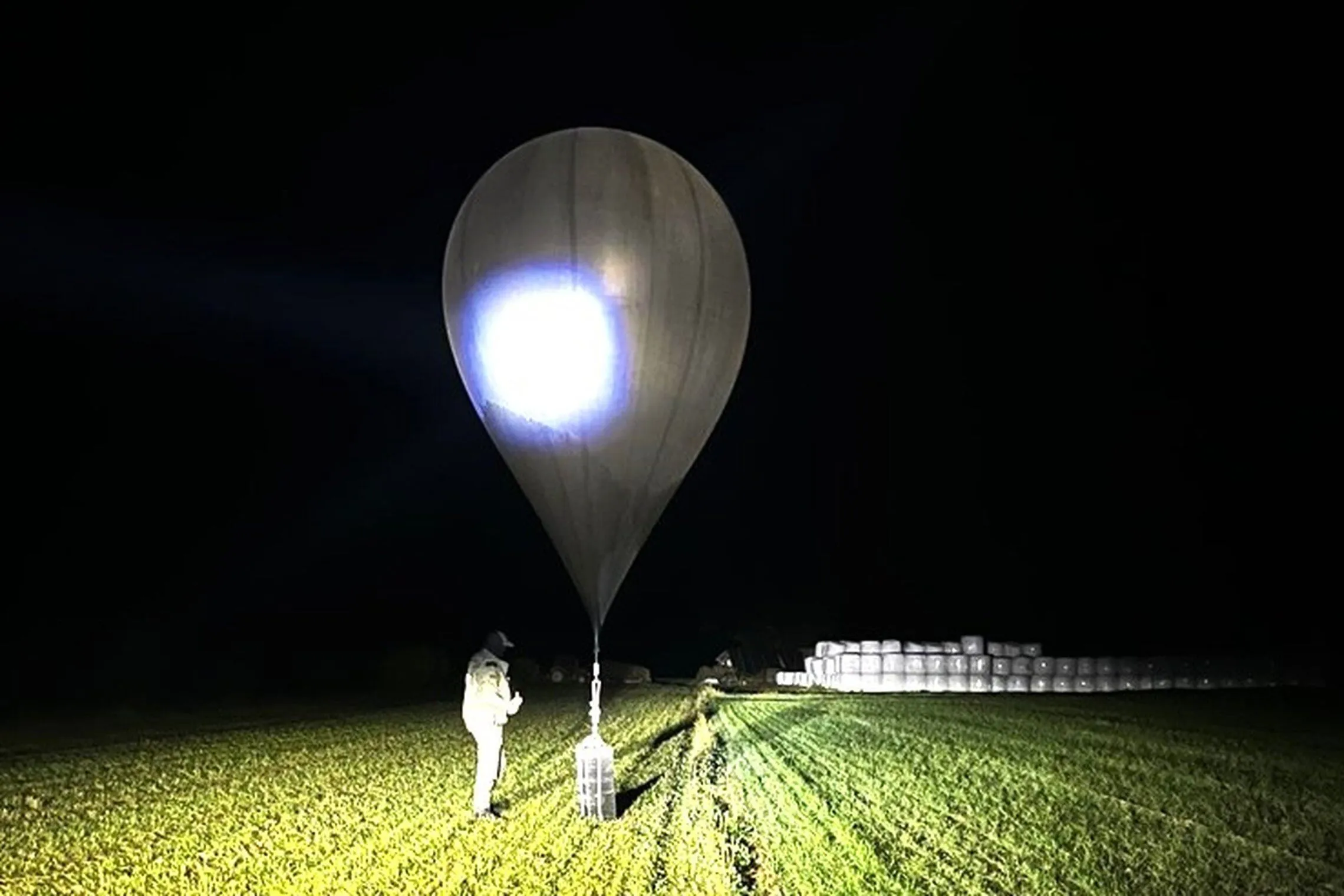 Balloons from Belarus disrupt Lithuanian airport for 2 successive ...