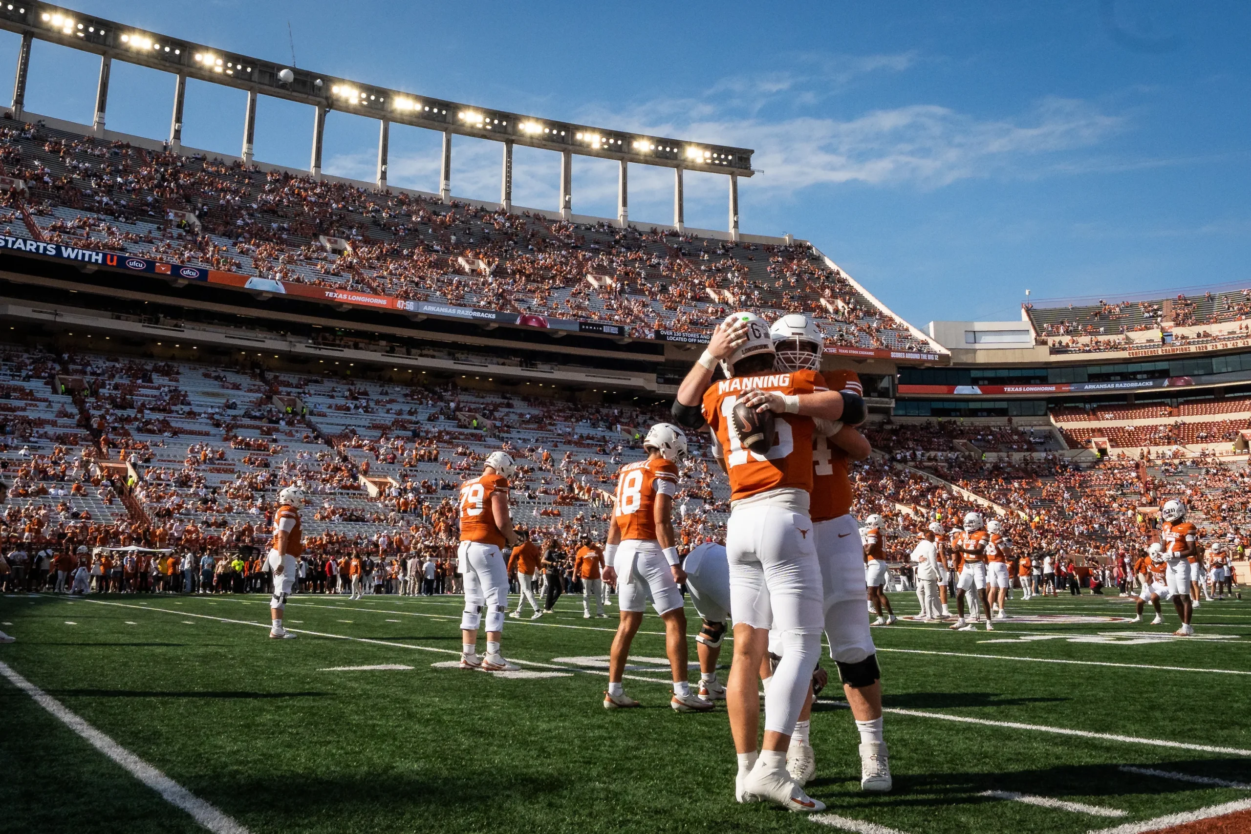 AP Player of the Week: Texas’ Arch Manning accounted for 6 TDs total as ...