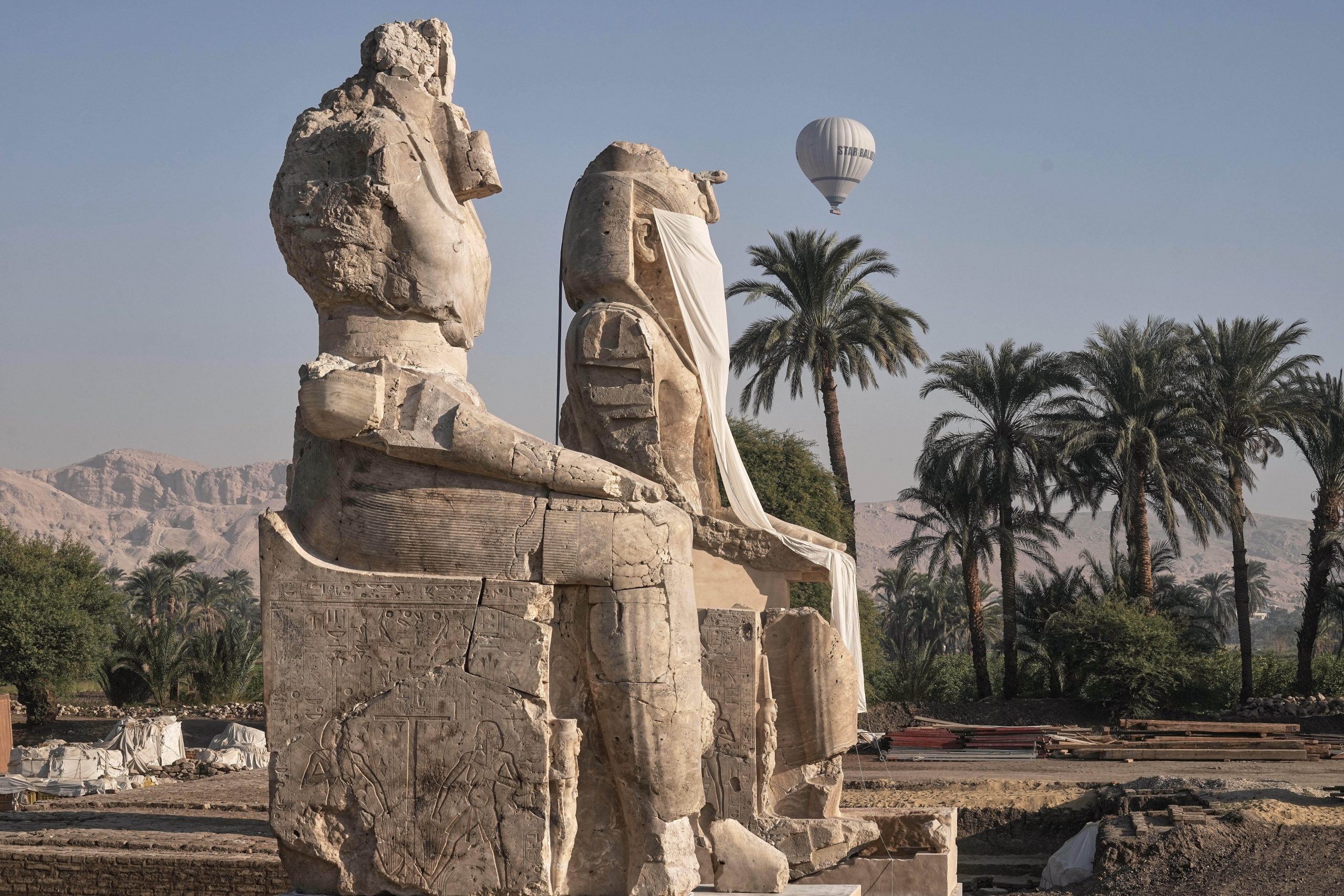Egypt reveals restored colossal statues of pharaoh in Luxor – Lockyer ...