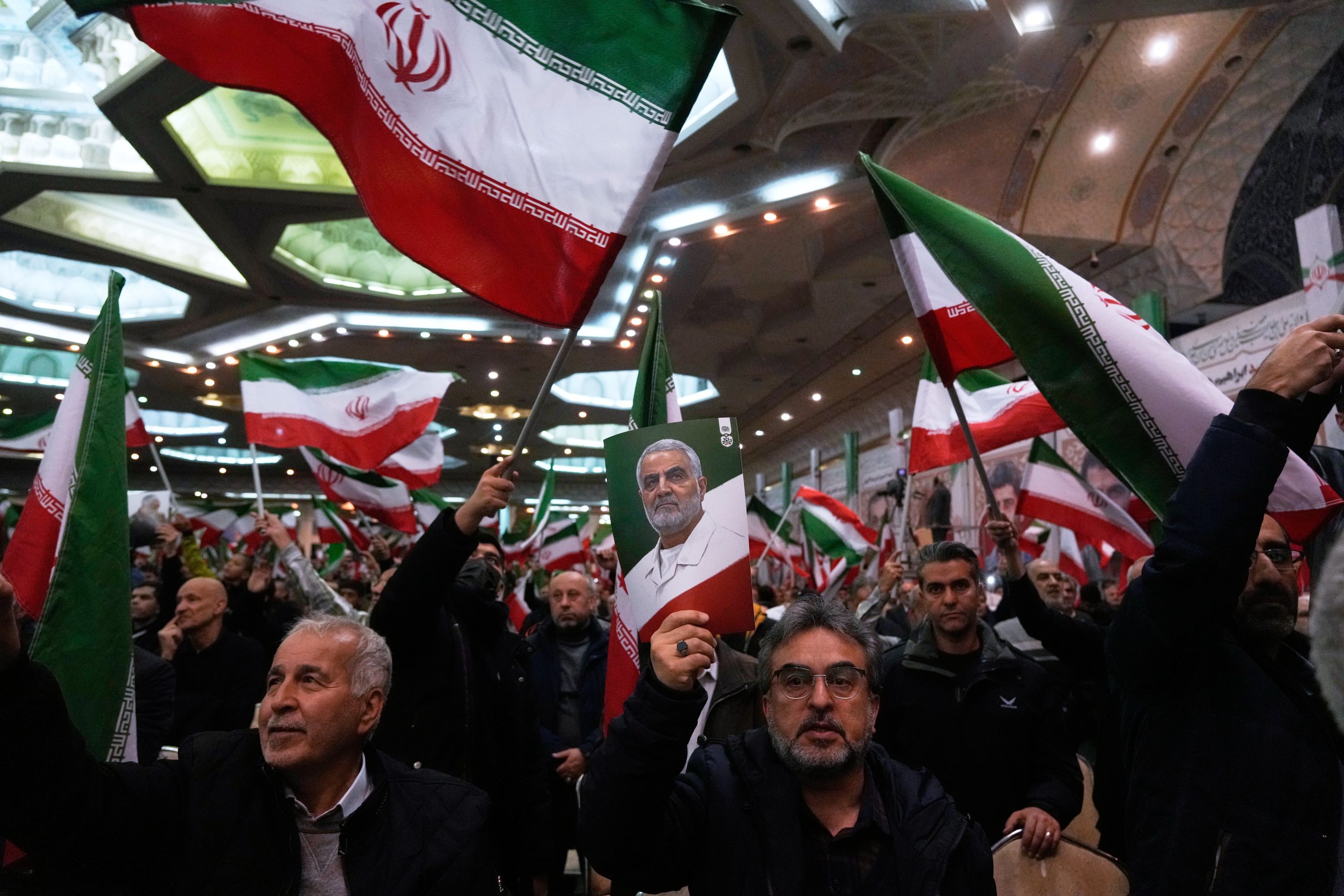 How Iran’s Revolutionary Guard became a powerful force within the ...