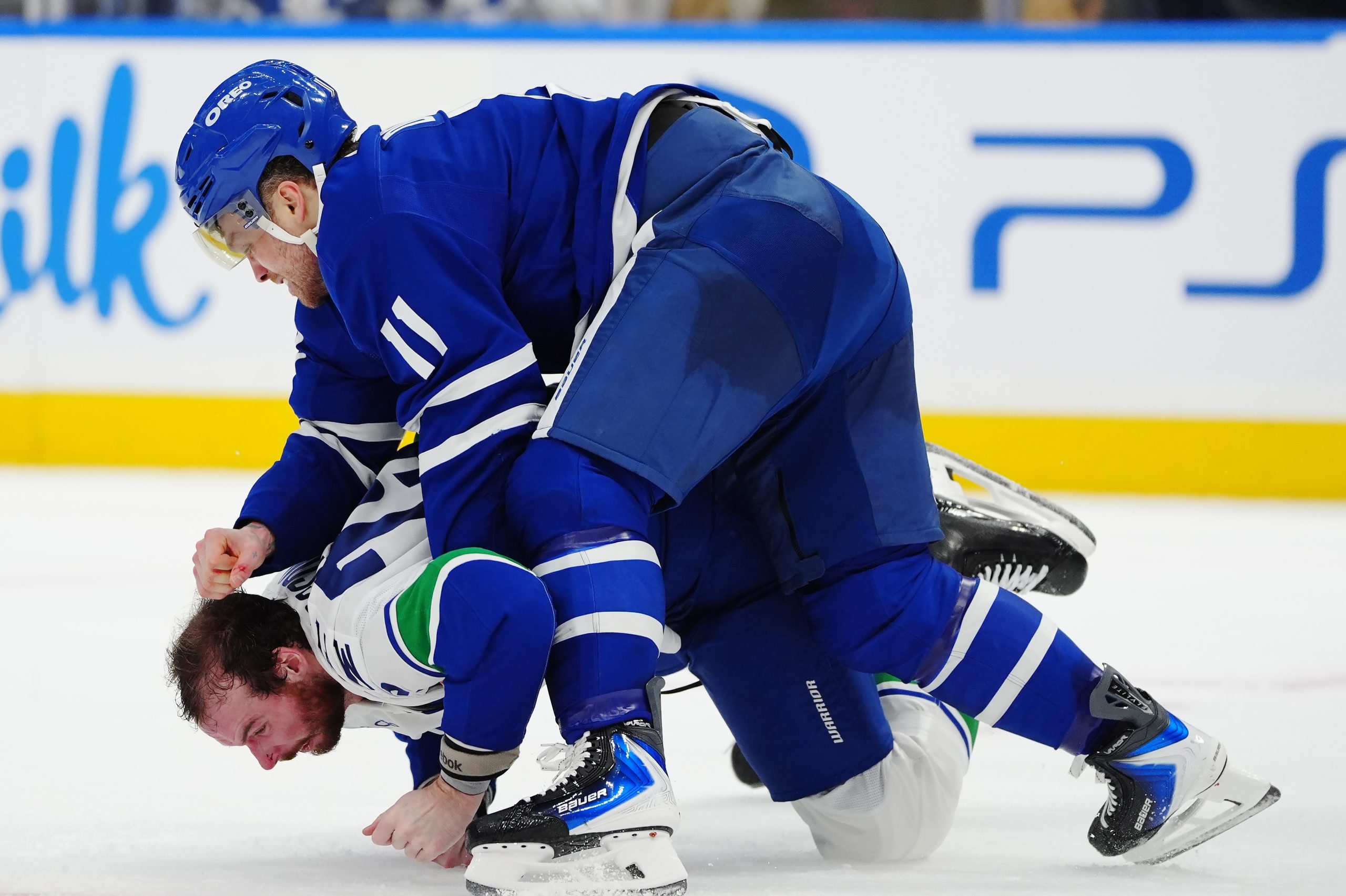 Nylander has goal and 2 assists in injury return, Maple Leafs beat ...
