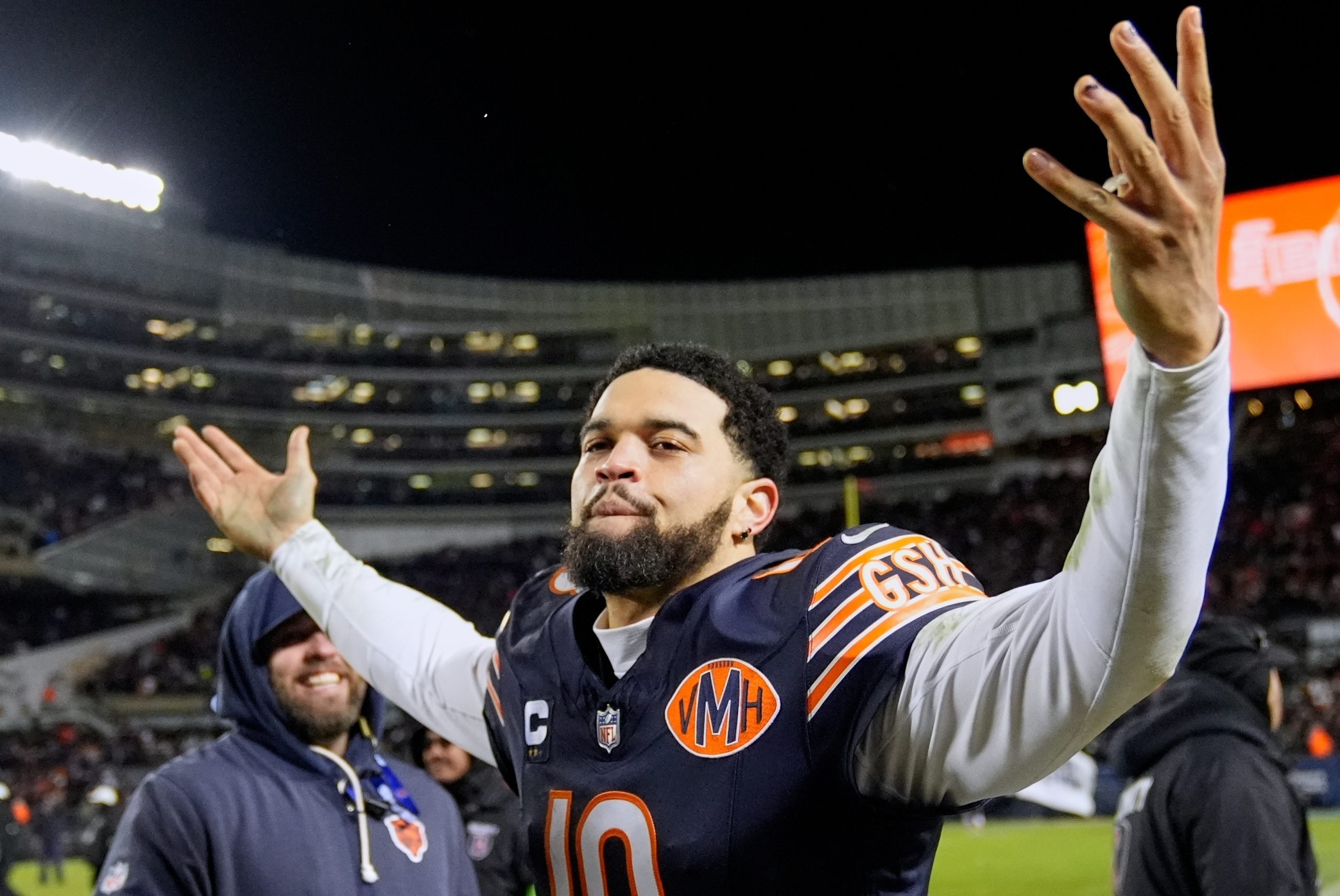 Bears’ wild-card win over Packers sets NFL streaming viewership record ...